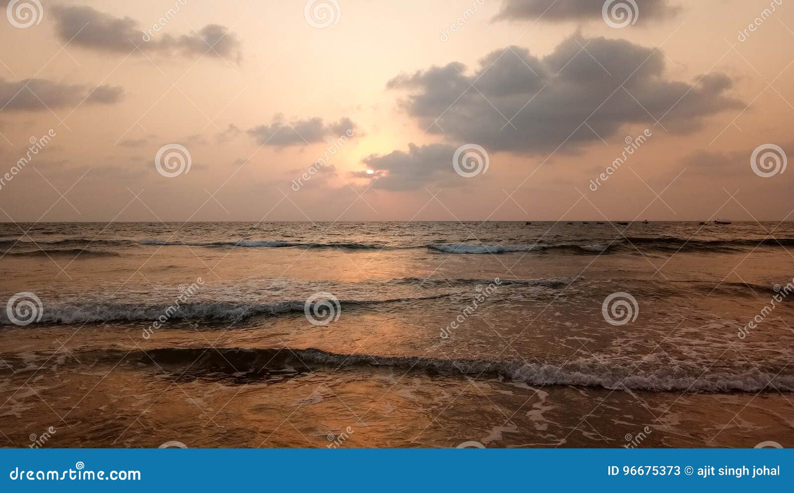 Goa sunset stock image. Image of sunset, candolim, beach - 96675373