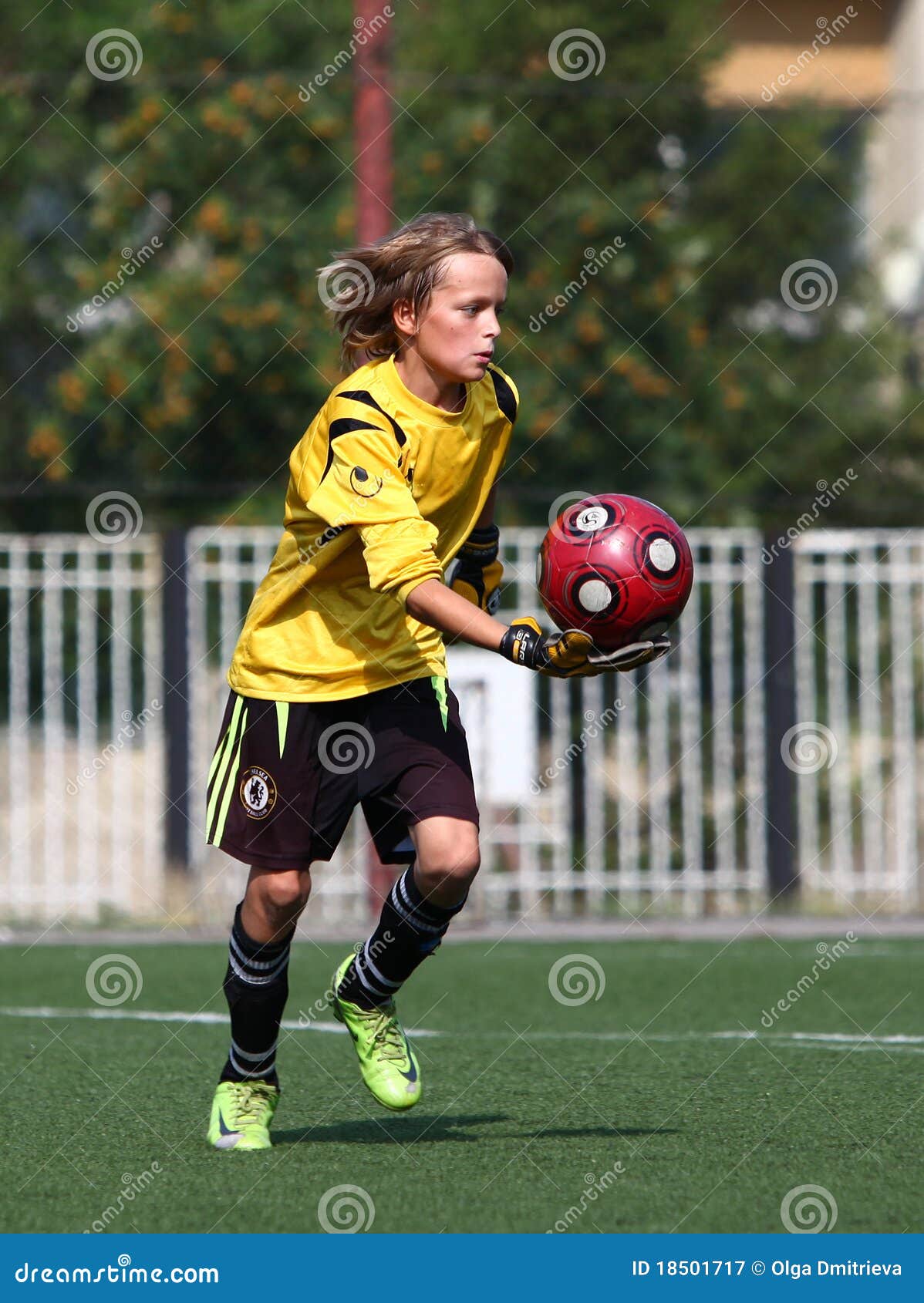 Goalkeeper with ball editorial photography. Image of boots - 18501717
