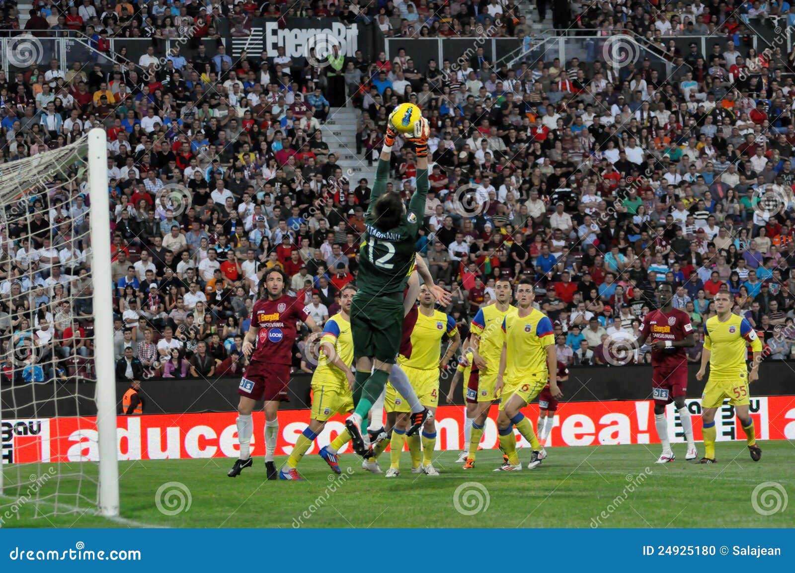 Goalkeeper jumping editorial image. Image of match, jumping - 24925180