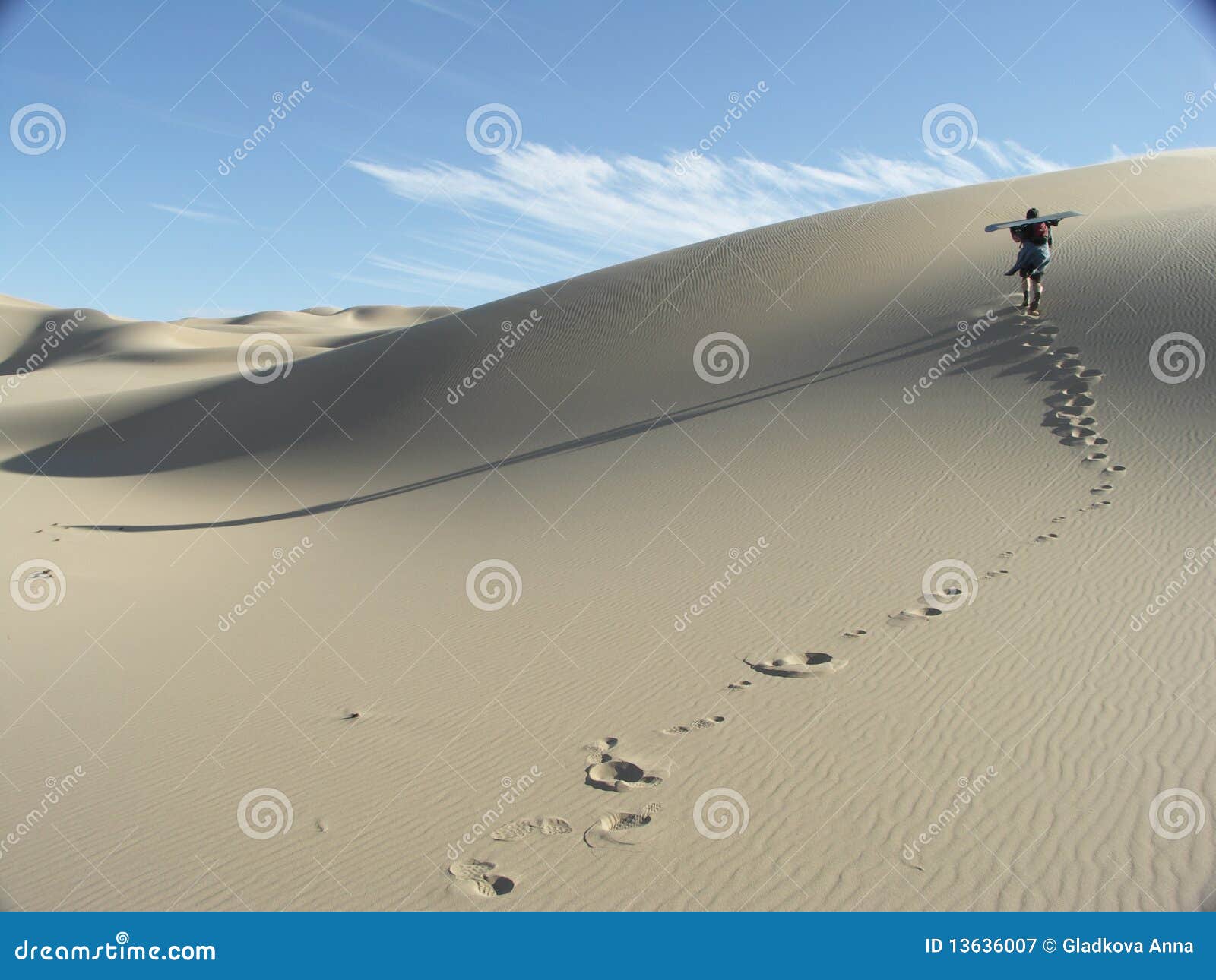 Gobi desert stock image. Image of dunes, snowboard, desert - 13636007