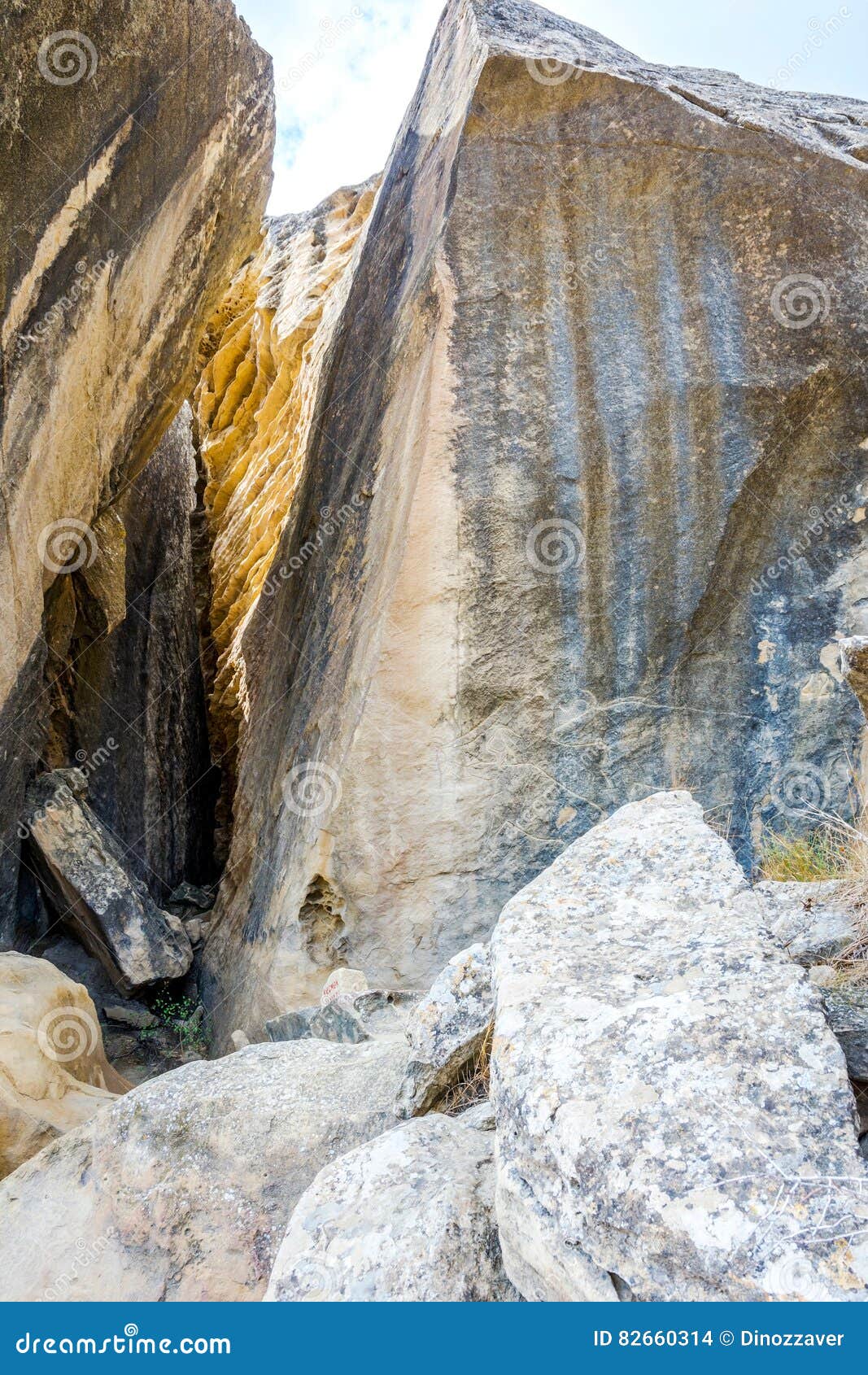 Gobustan Petroglyphs, Azerbaijan Stock Photo - Image of carving ...