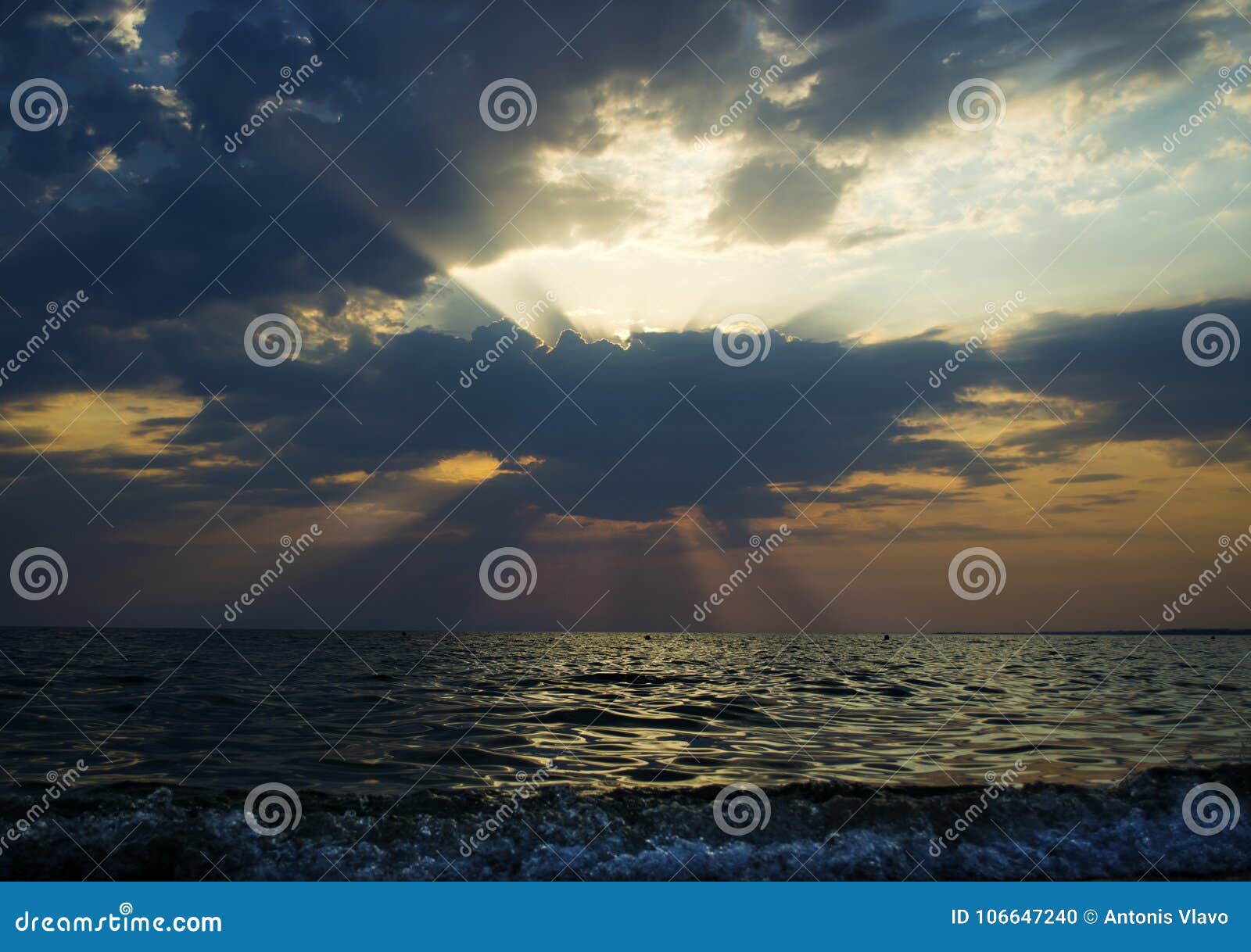 GODRAYS SUNSET OVER the SEA Stock Photo - Image of bands, summer: 106647240