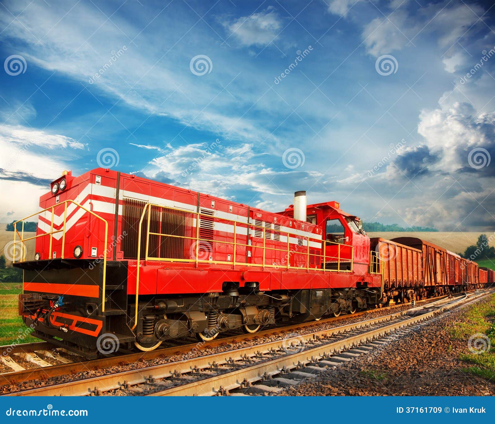 Goederentrein stock afbeelding. Image of lading, vervoer - 37161709