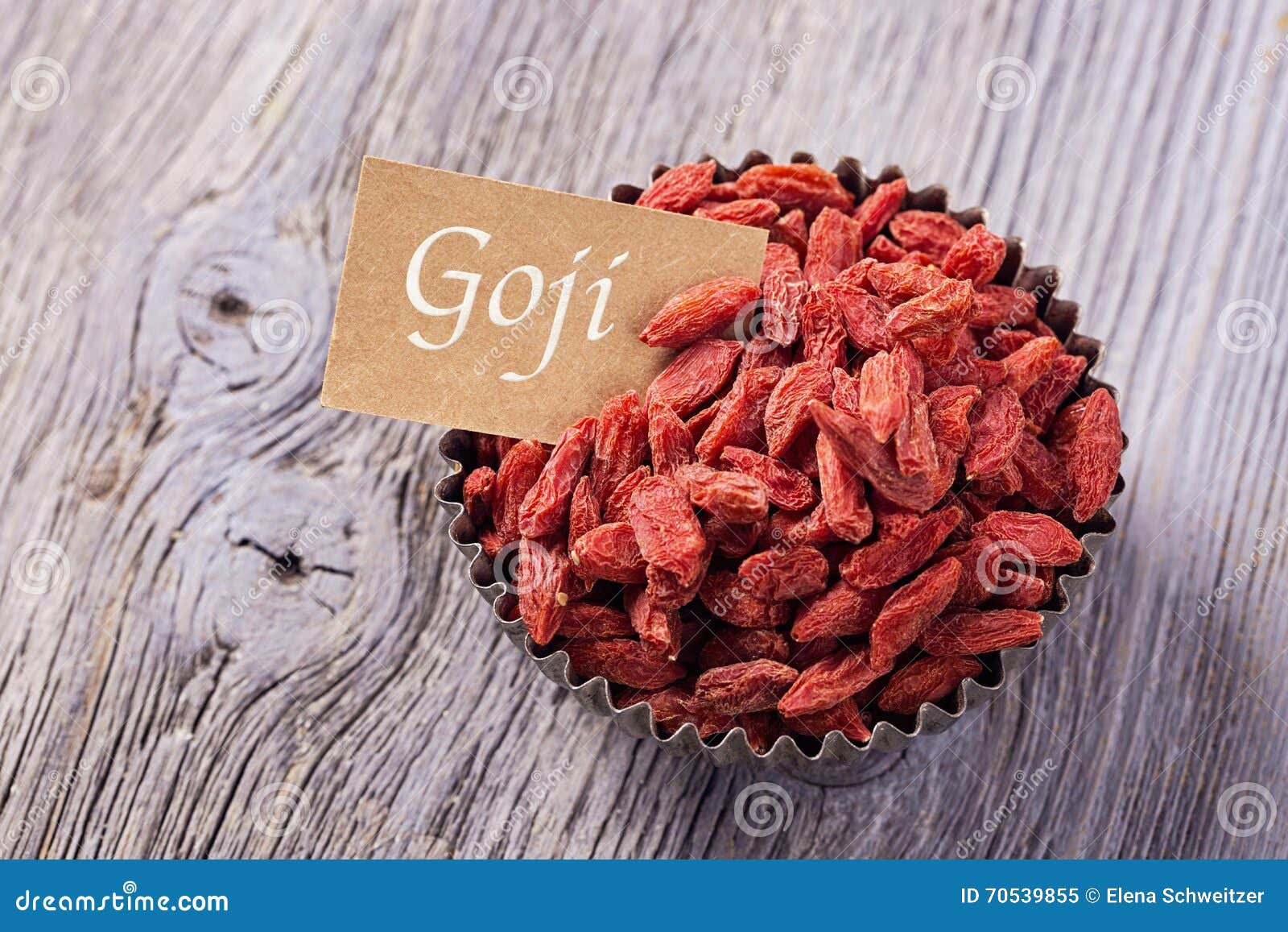 Goji berries in a bowl stock image. Image of berries - 70539855