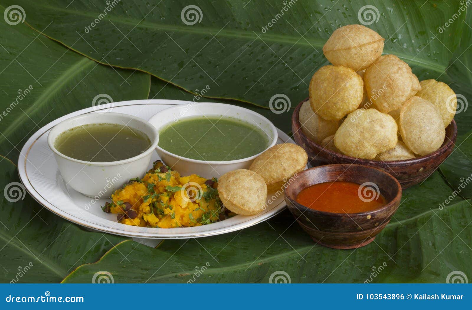 Gol Gappa stock foto. Image of festival, snack, aardappel - 103543896