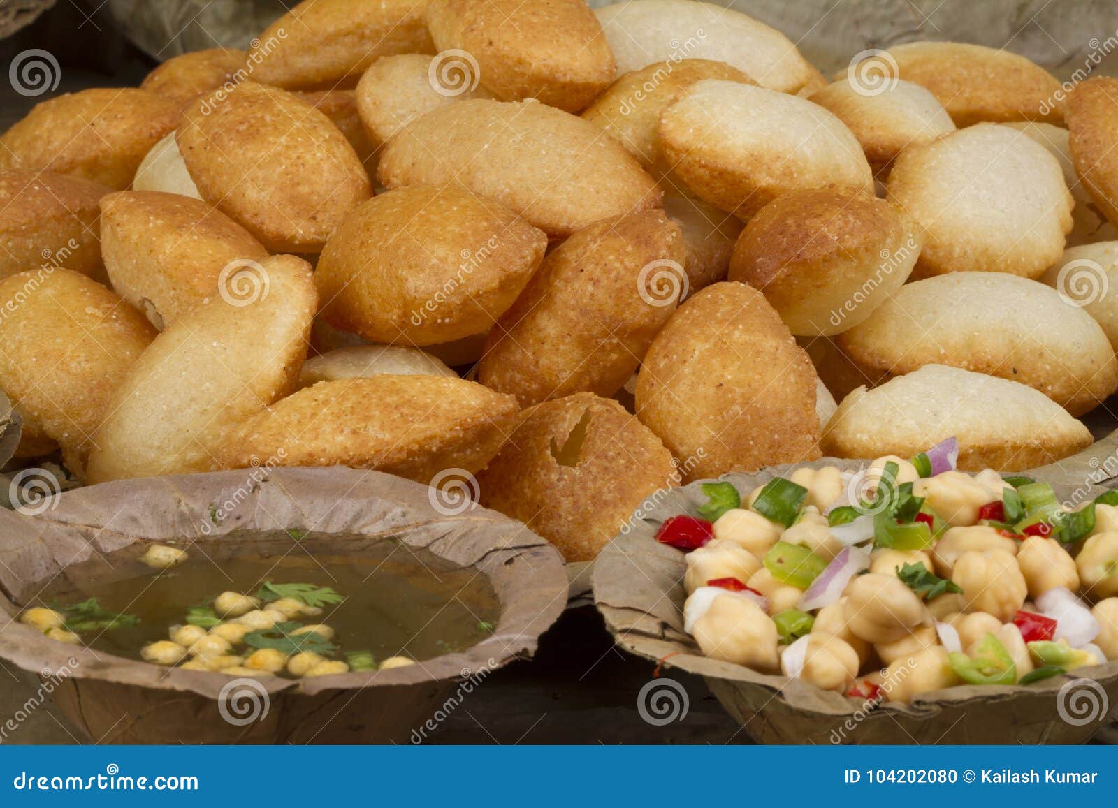 Gol Gappa стоковое фото. изображение насчитывающей пунджаби - 104202080