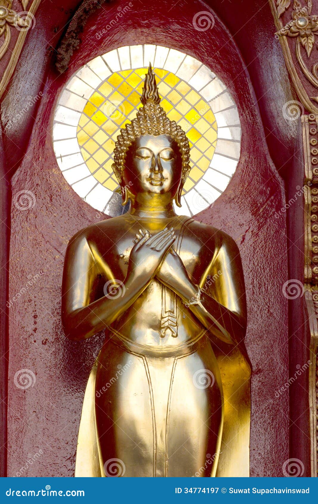Gold Buddha Statue Mirror Background Stock Image - Image of buddhism ...