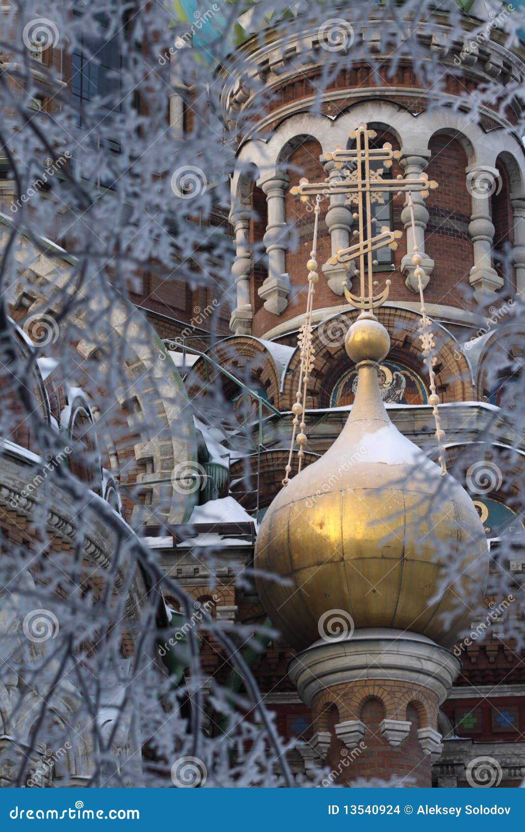 Gold dome and cross stock photo. Image of petersburg - 13540924