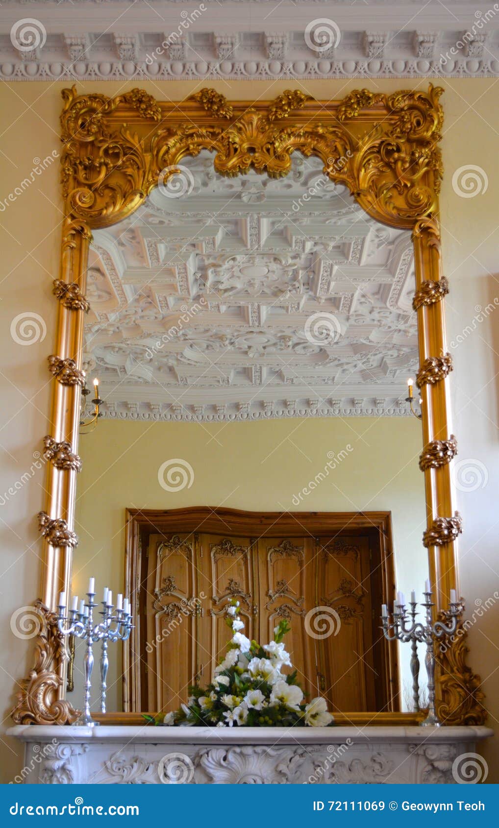 Gold framed mirror stock image. Image of candle, architecture - 72111069