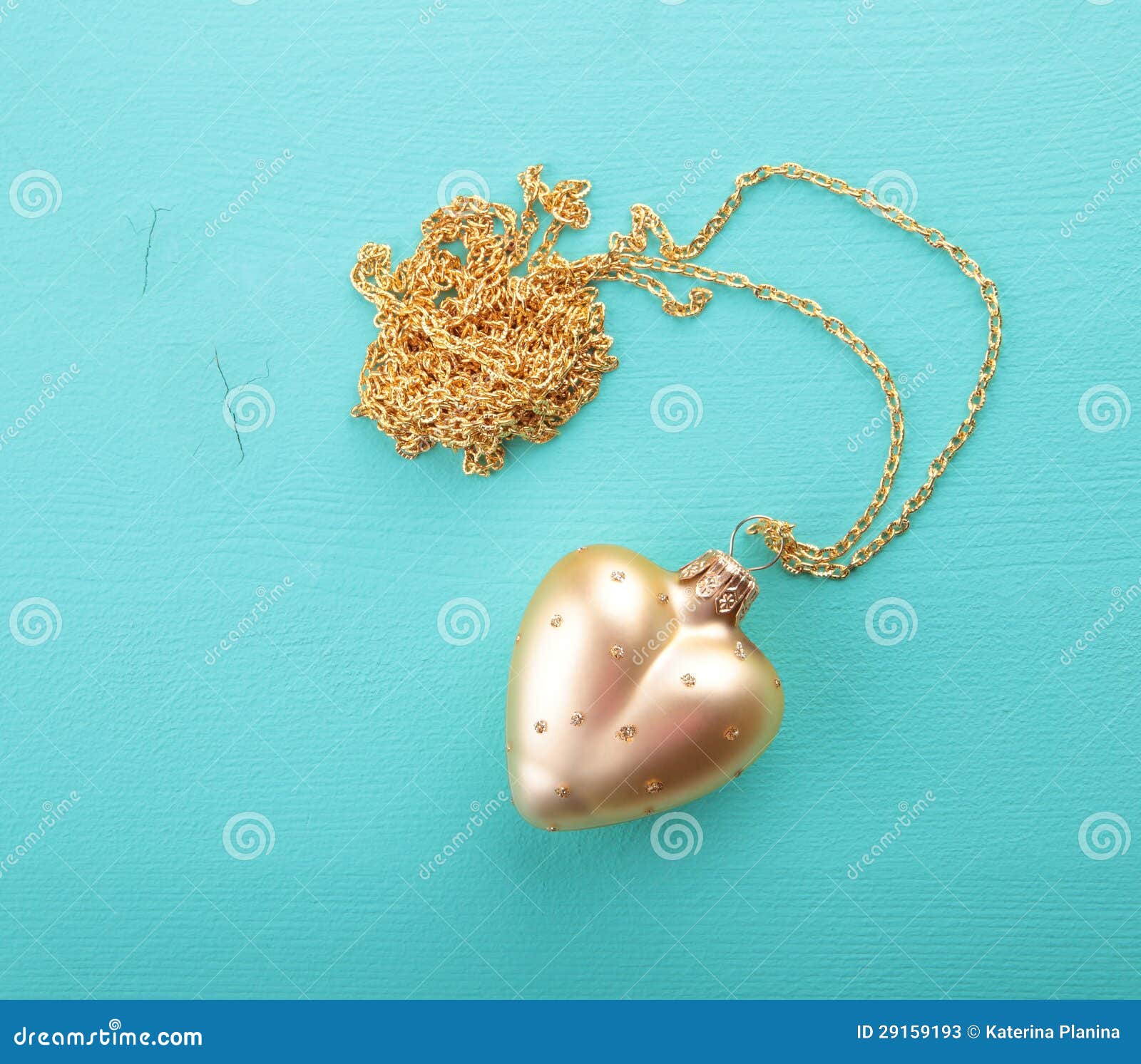 Gold heart with gold chain stock image. Image of elegant - 29159193