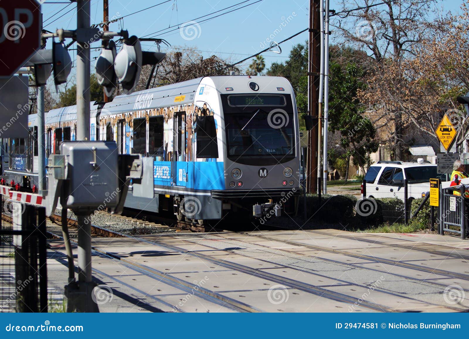 A Gold Line train editorial photo. Image of railway, pasadena - 29474581