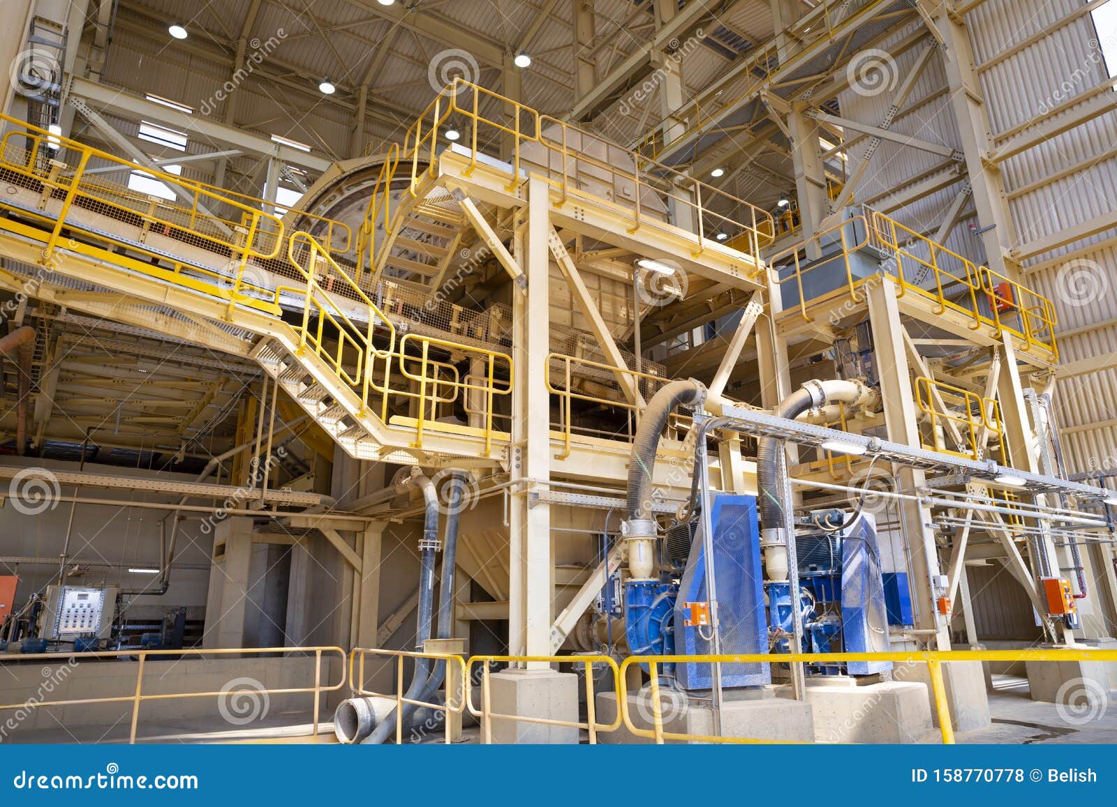 Gold mine inside stock photo. Image of discovery, engineering - 158770778