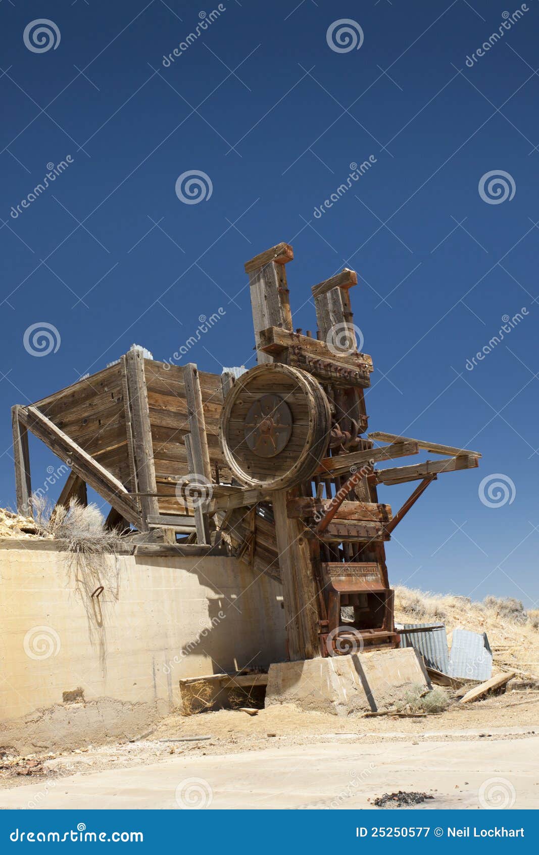 Gold Mine Stamp Mill stock image. Image of equipment - 25250577