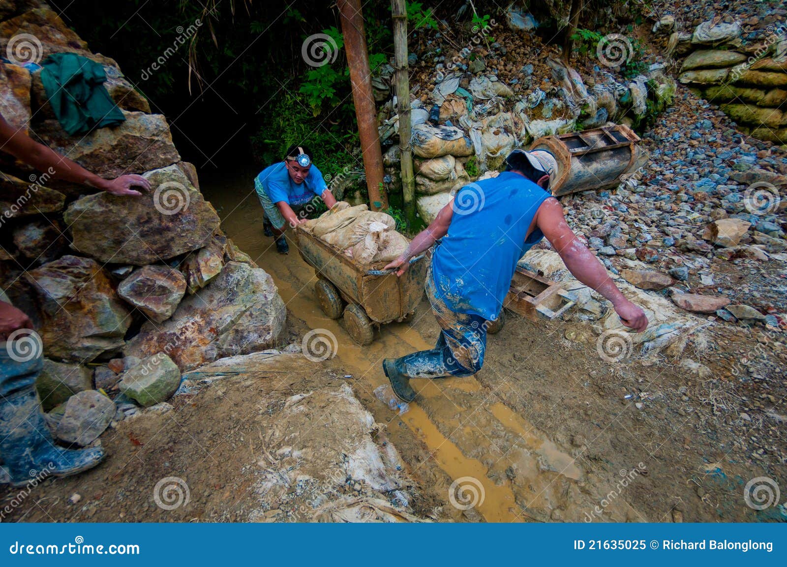 Small Scale Gold Miners Pulling Out Cart from Pocket Mines Editorial ...