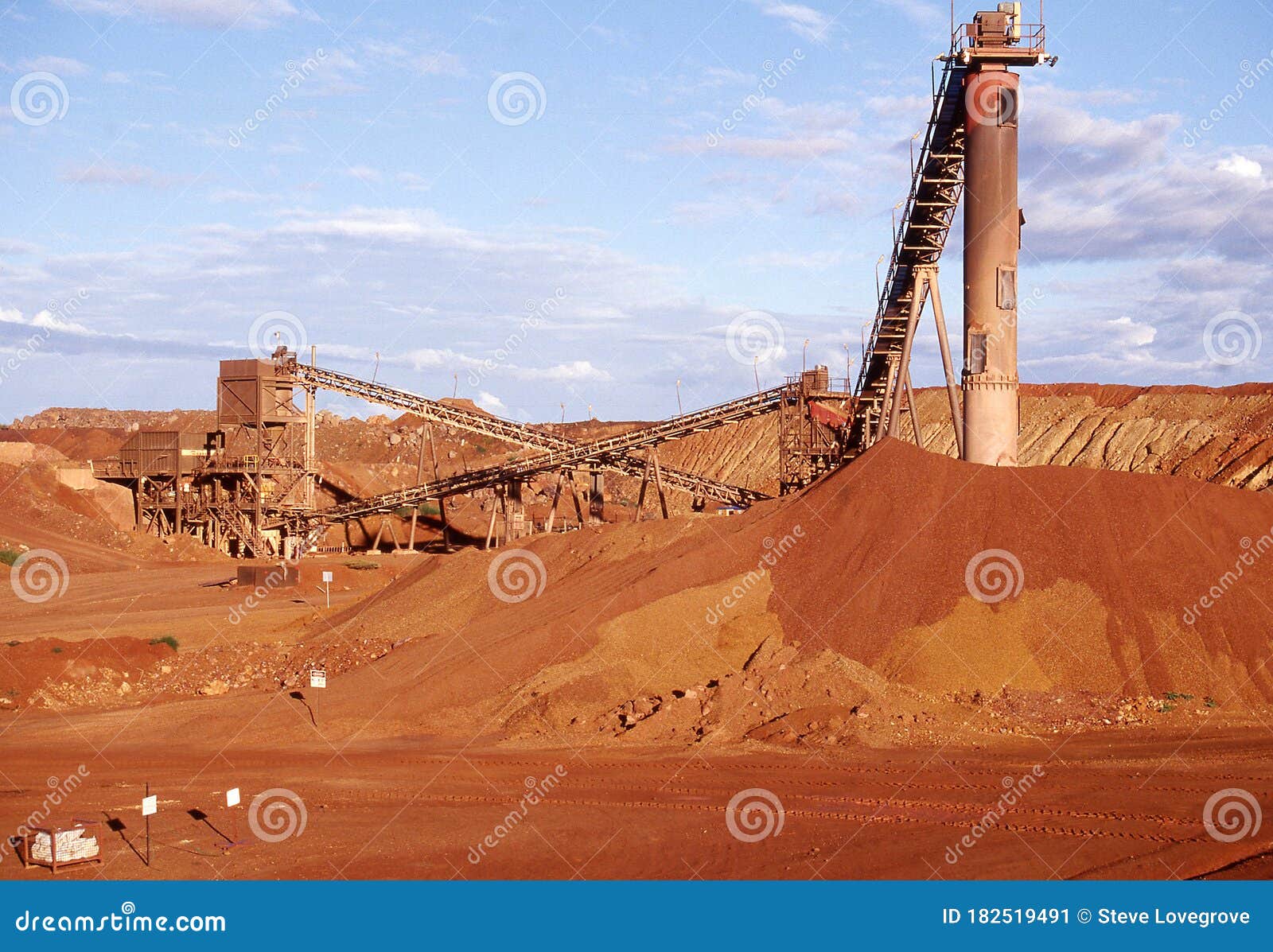 Gold Mining Processing Plant Stock Image - Image of industry, mining ...