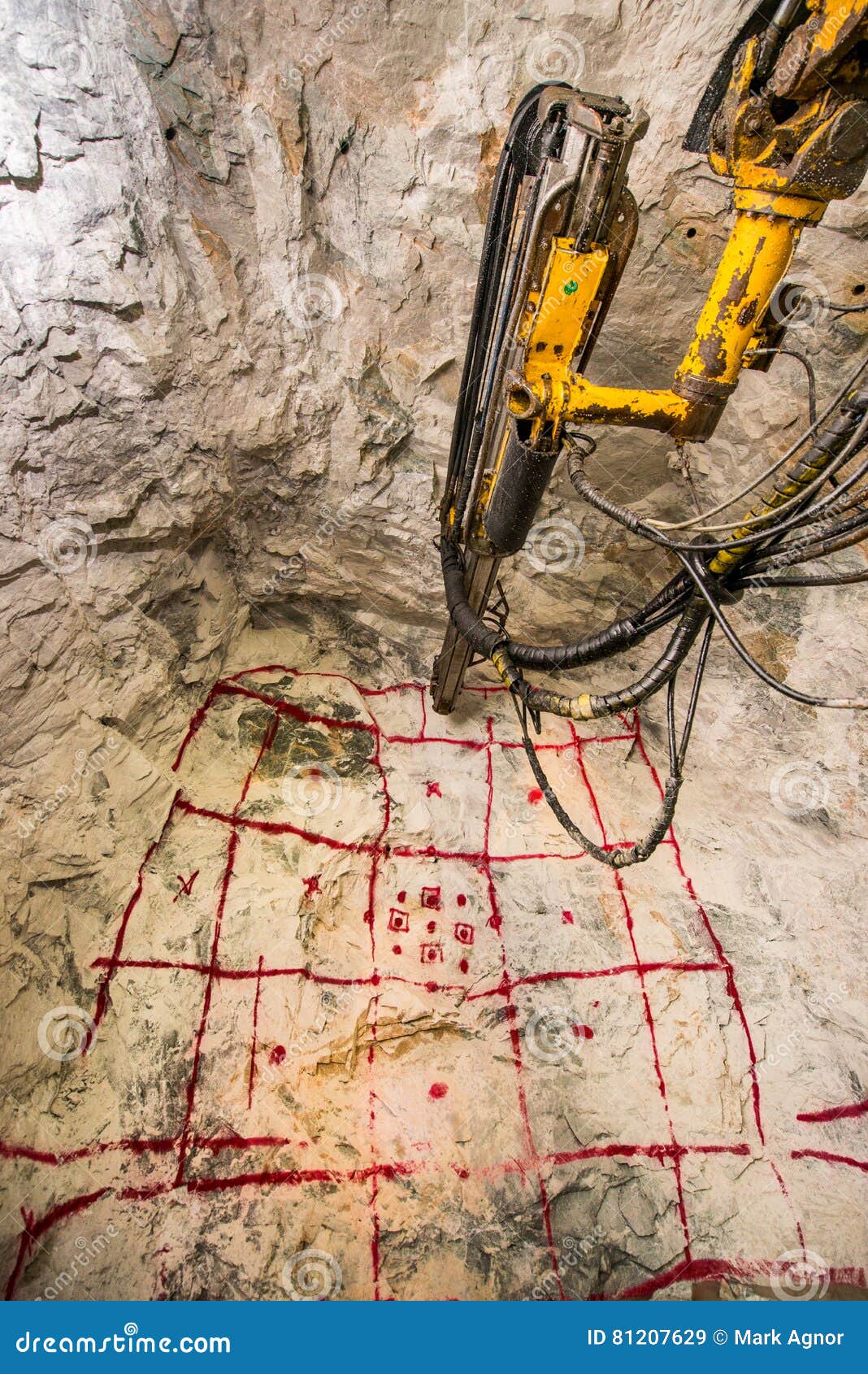 Gold mining underground stock image. Image of machinery - 81207629