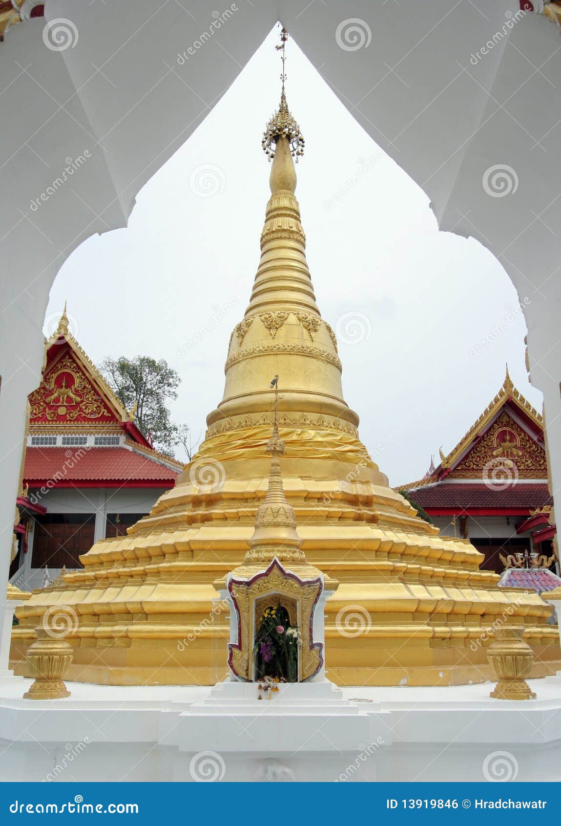 Gold Pagoda in frame stock photo. Image of gold, culture - 13919846