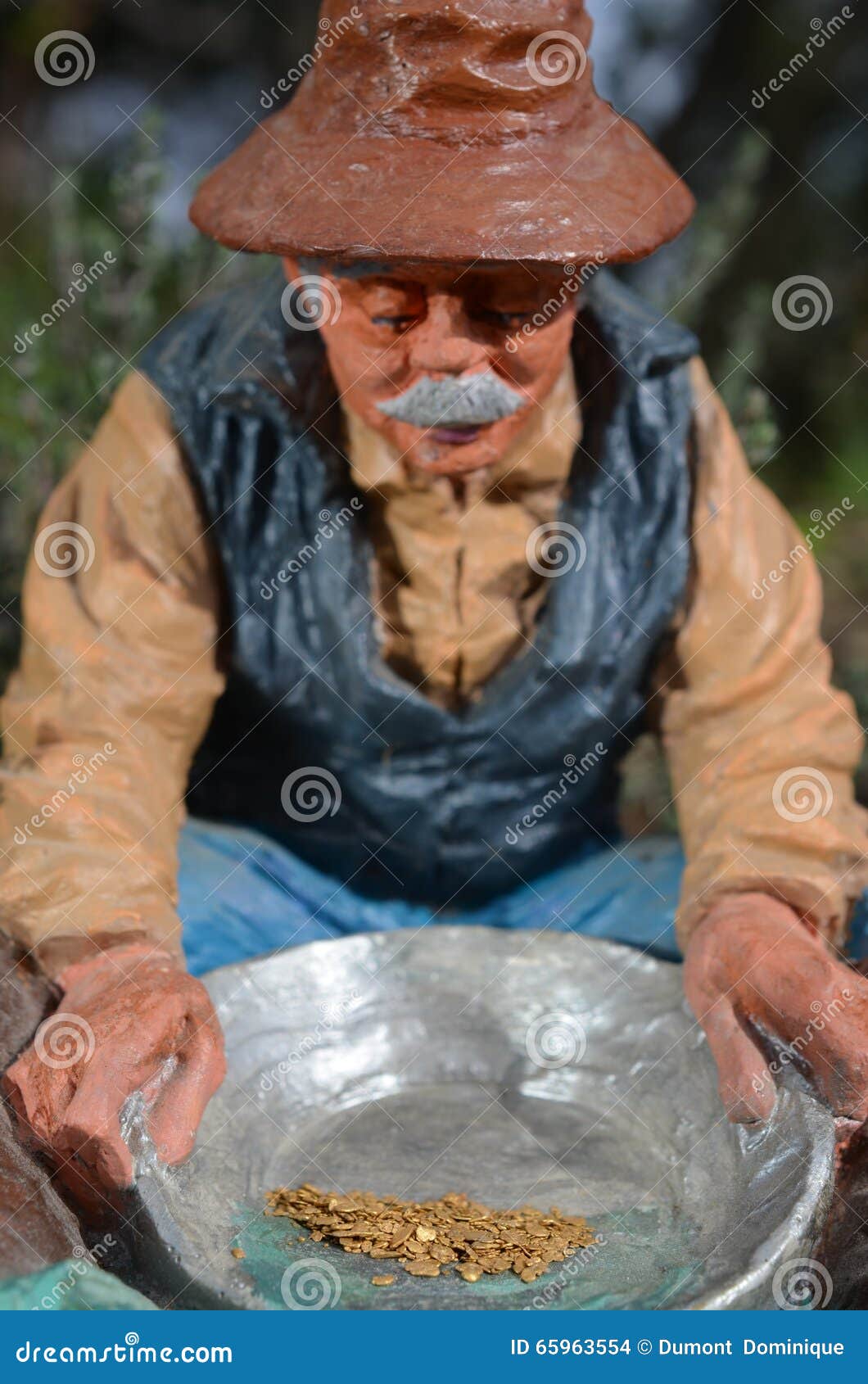 Gold panner stock photo. Image of outdoors, panning, hobby - 65963554
