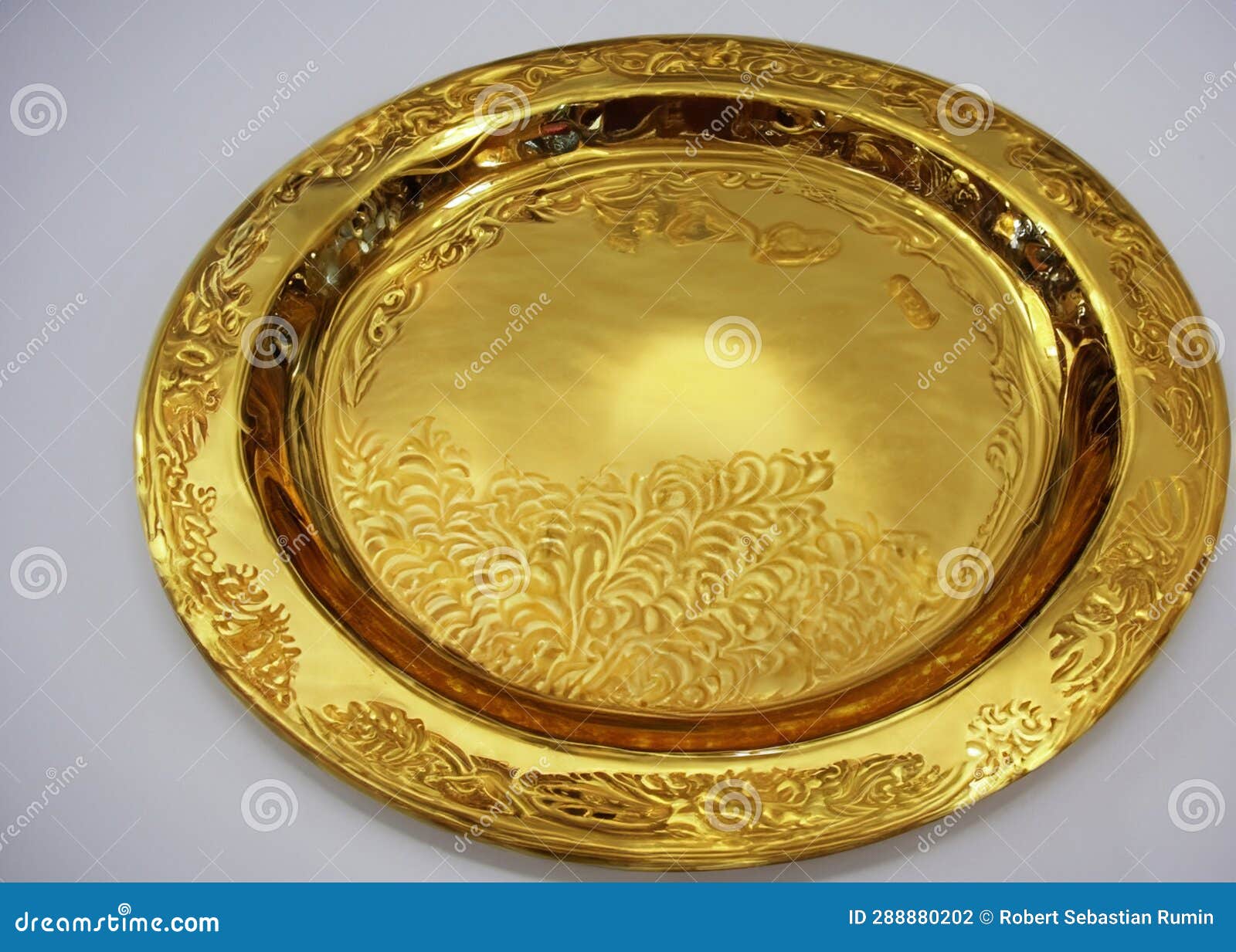 Gold Platter ai stock illustration. Illustration of coin - 288880202