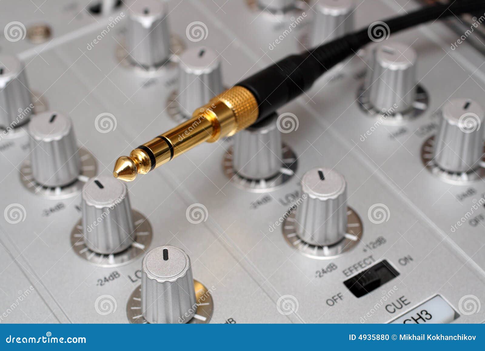 Gold Plug on Dj Music Mixer Stock Photo - Image of gold, cable: 4935880