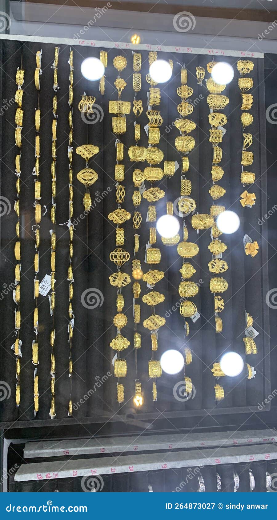 Gold ring pattern stock image. Image of motifs, gold - 264873027