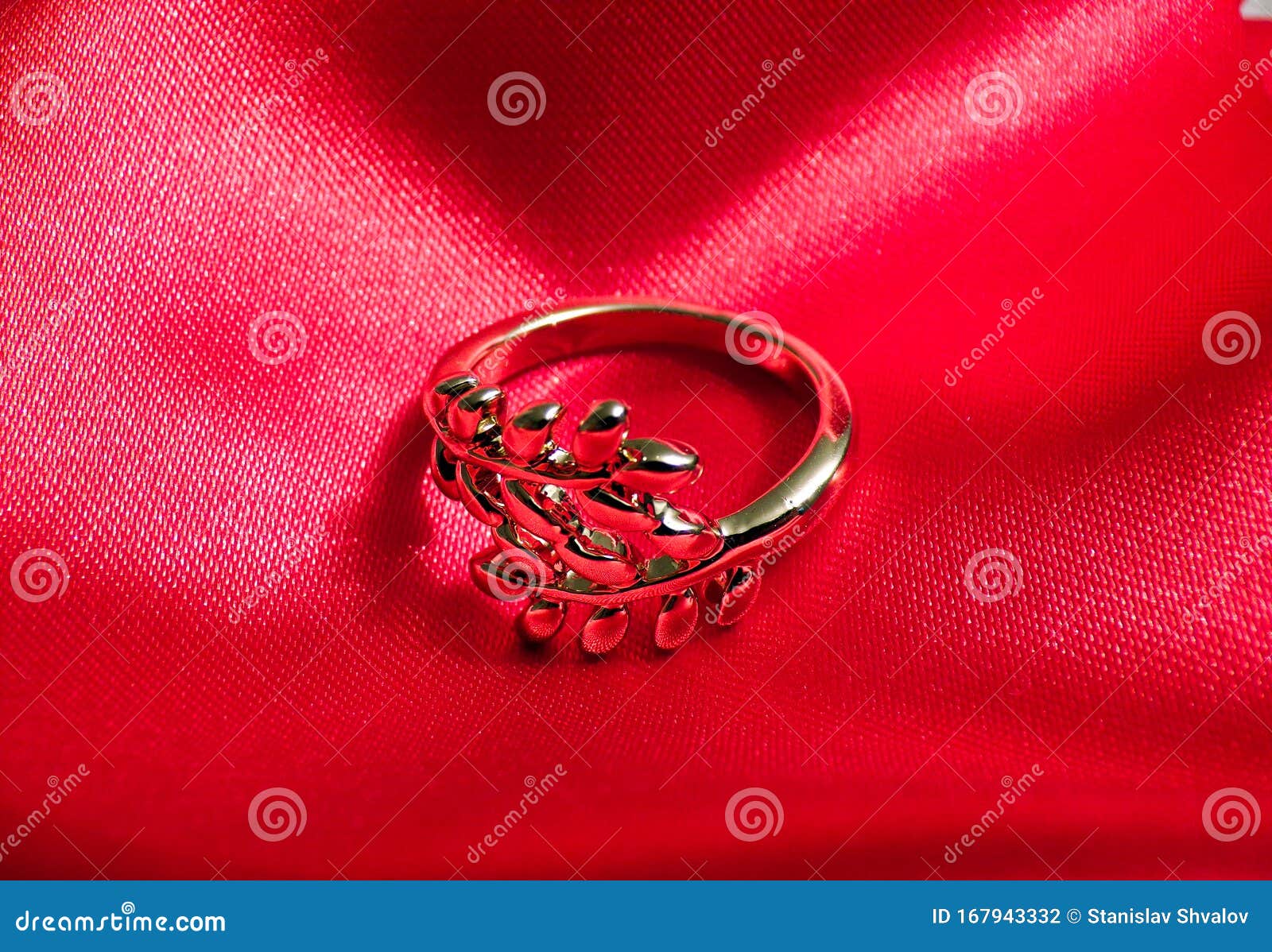 Gold Ring on a Red Silk Cloth. Stock Photo - Image of design, cloth ...