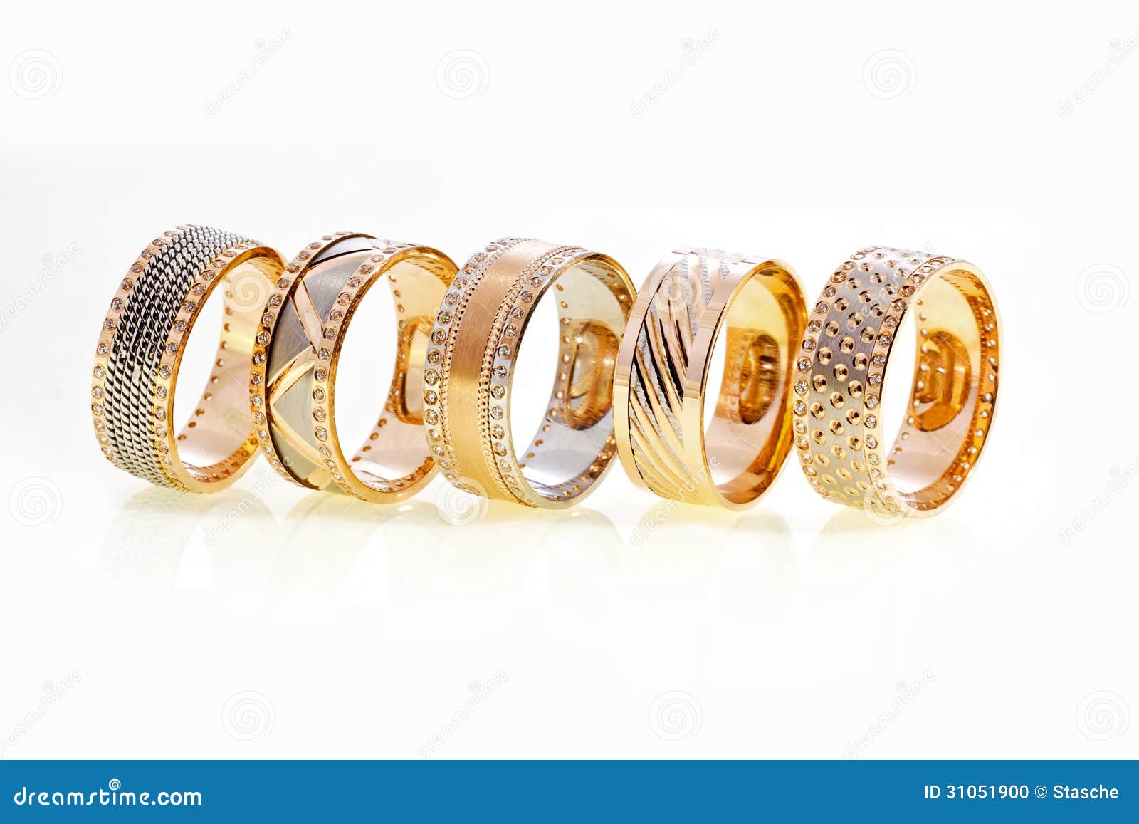 Five Gold Rings Stacked Photos - Free & Royalty-Free Stock Photos from ...