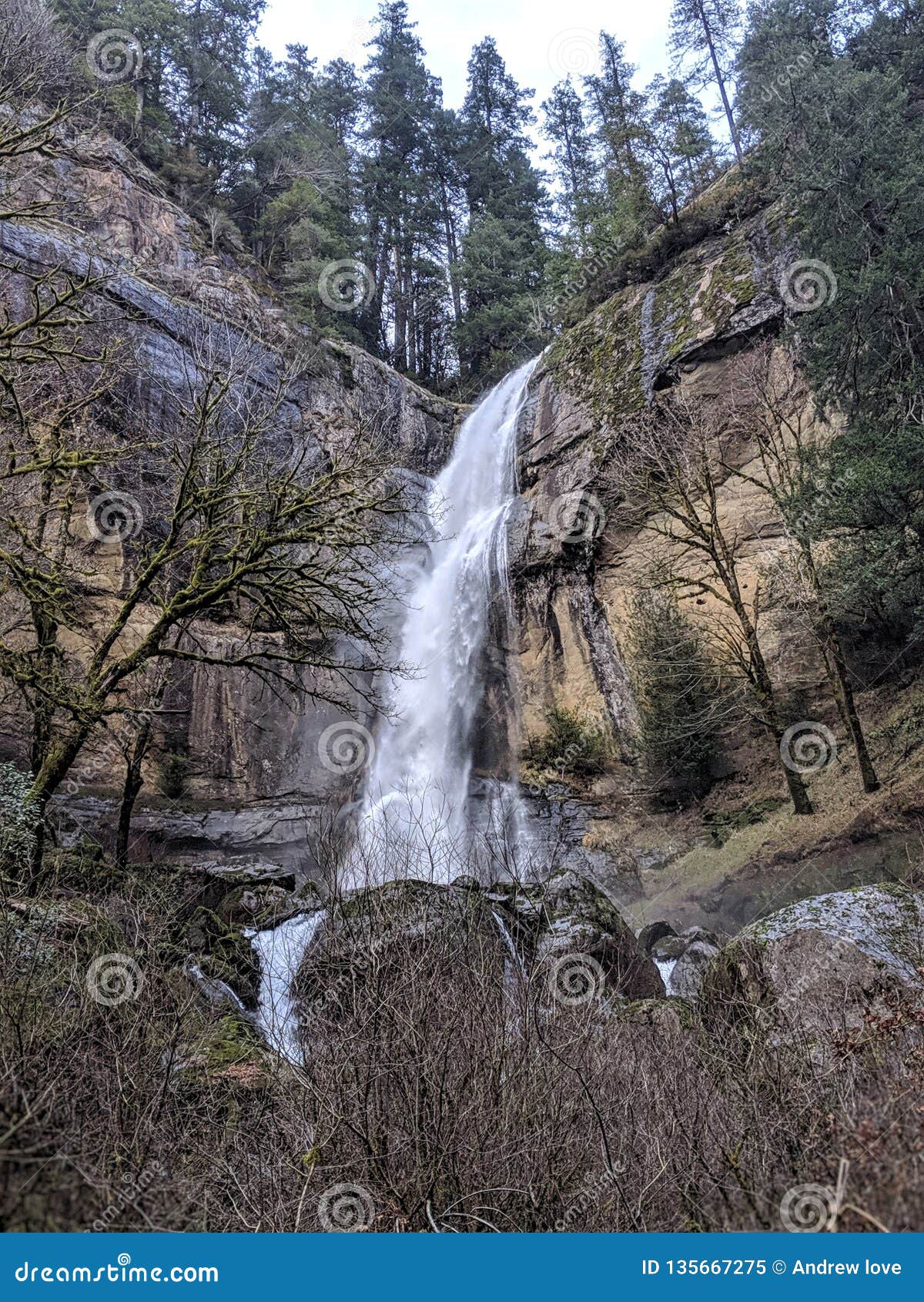 Gold and silver falls stock image. Image of hike, coast - 135667275
