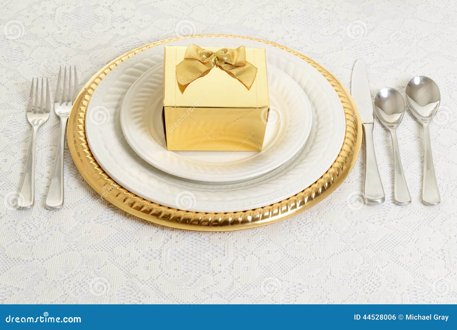 Gold and Silver Table Setting Stock Photo - Image of christmas, lunch ...