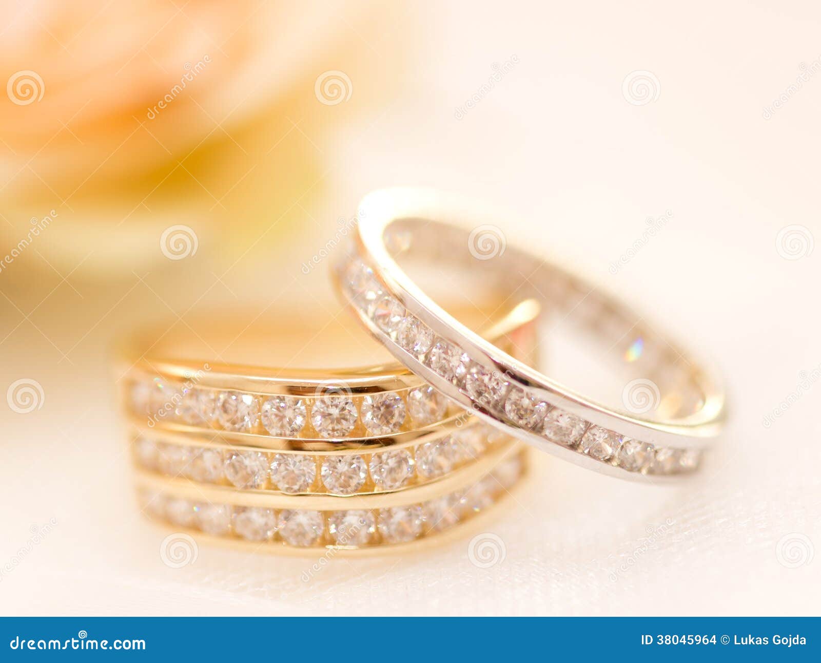 Gold and Silver Wedding Rings Stock Photo - Image of shine, bands: 38045964