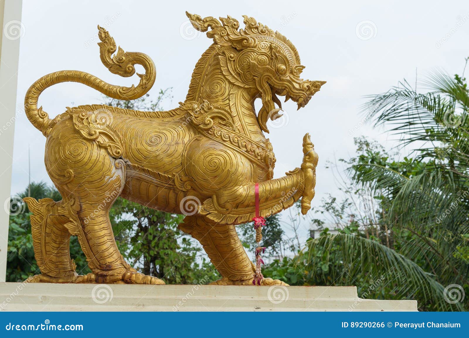 Gold Singha Statue or Lion Statue Stock Photo - Image of statue, golden ...