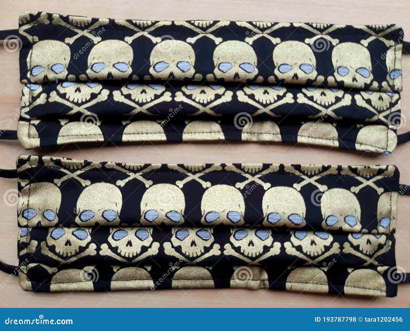 Gold Skulls Face Mask. Trendy Etsy Skulls Mask Stock Photo - Image of ...