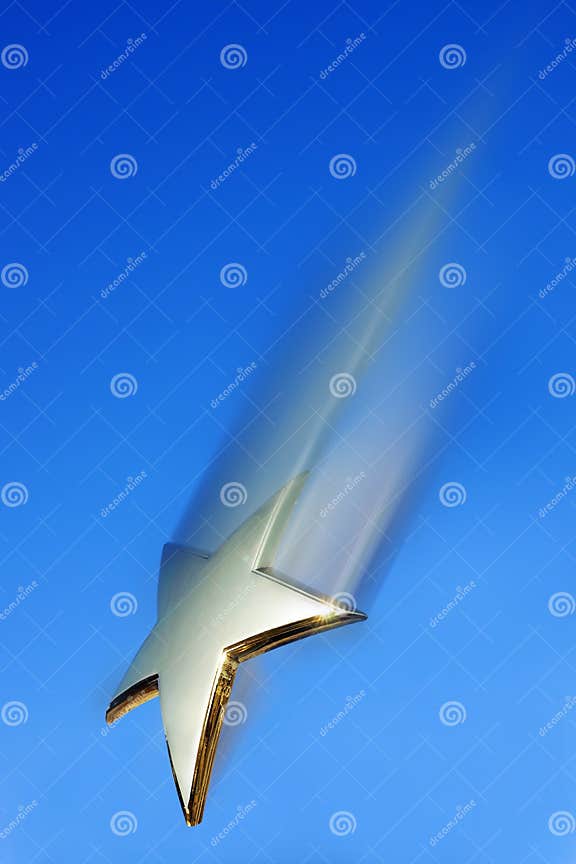 Gold star falling down stock illustration. Illustration of metal - 35137390