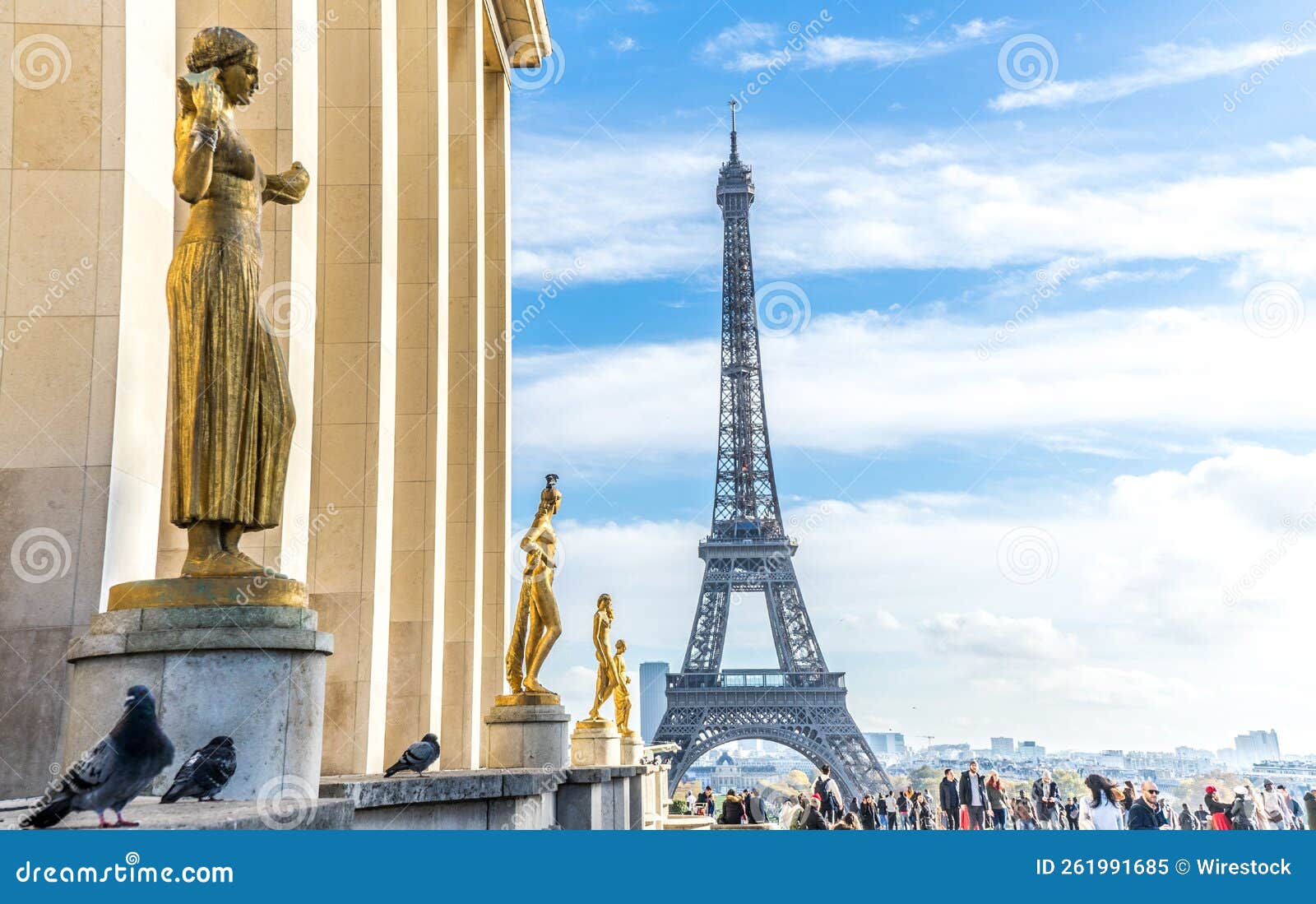 Gold Statues with the Eiffel Tower in the Background during the Day ...