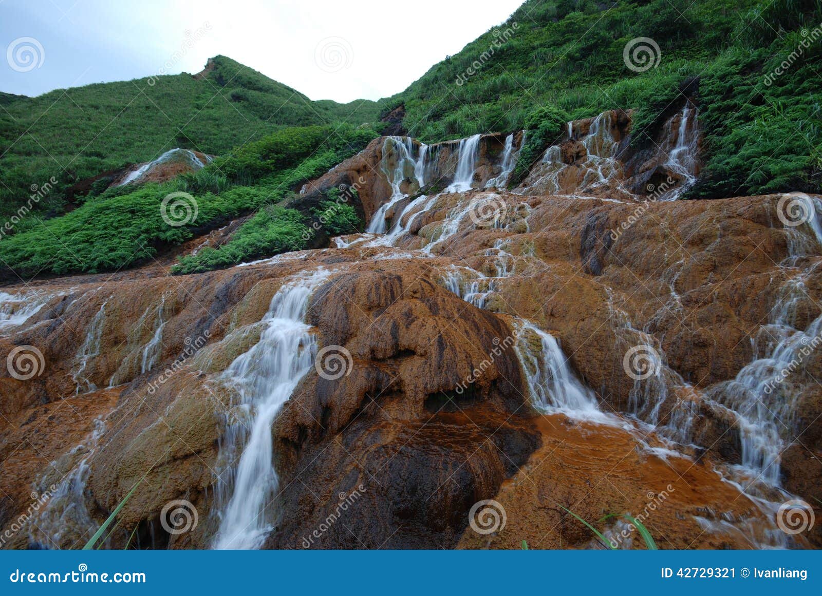 Gold Waterfall stock image. Image of green, taipei, gold - 42729321