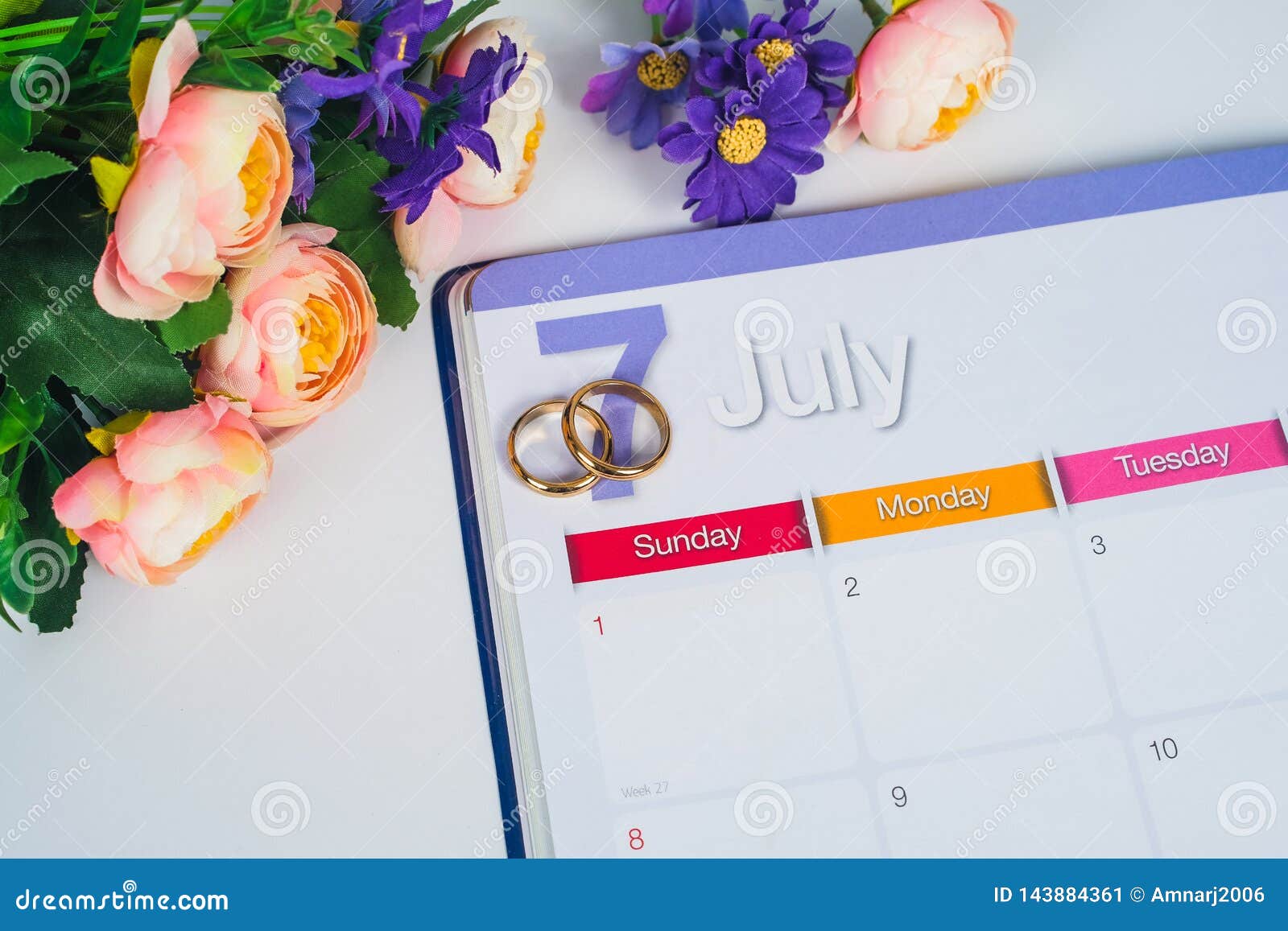 Gold Wedding Ring on Calendar Planning Stock Image - Image of marry ...