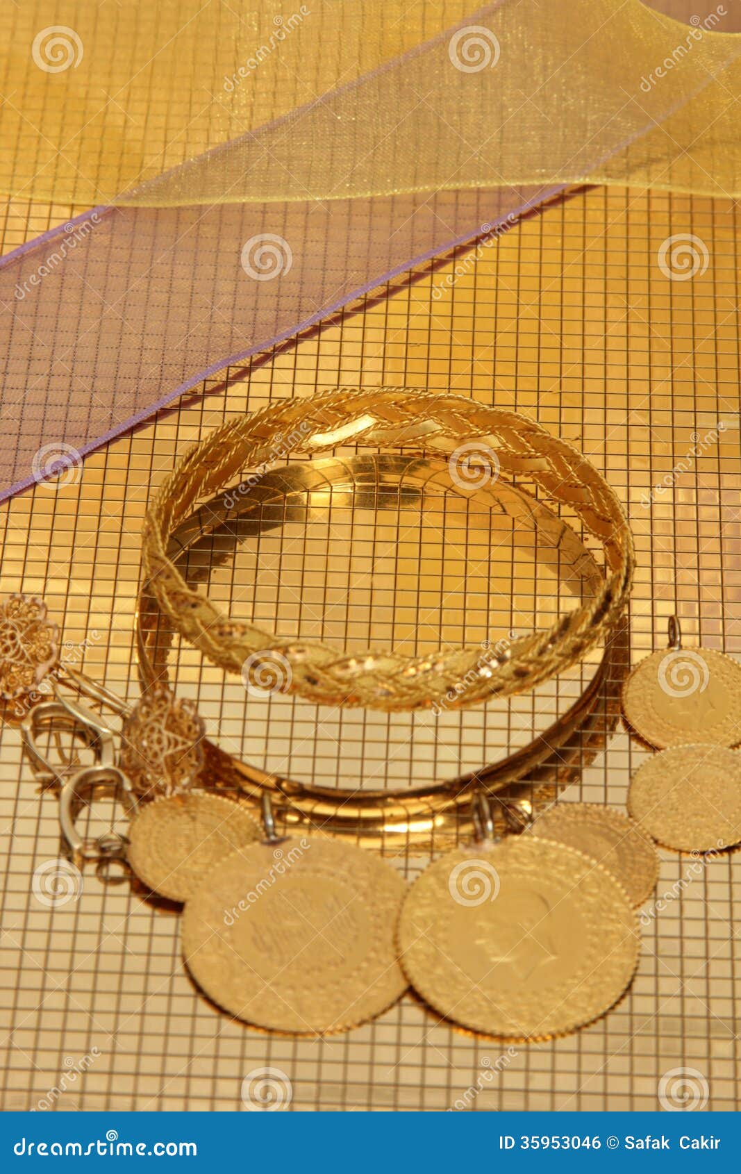 Gold stock photo. Image of luxurious, female, copy, jeweller - 35953046