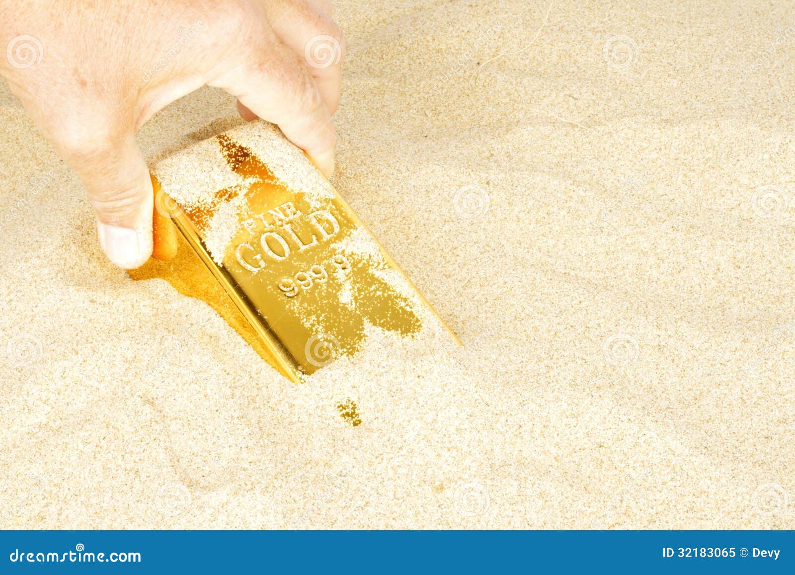 Goldbar in sand stock image. Image of solid, fine, investment - 32183065
