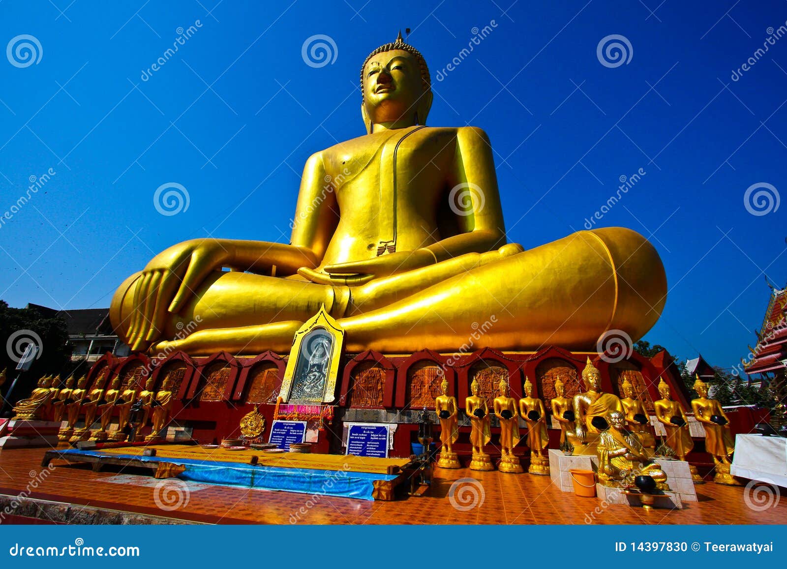 Golden Big Buddha stock photo. Image of holiday, monument - 14397830