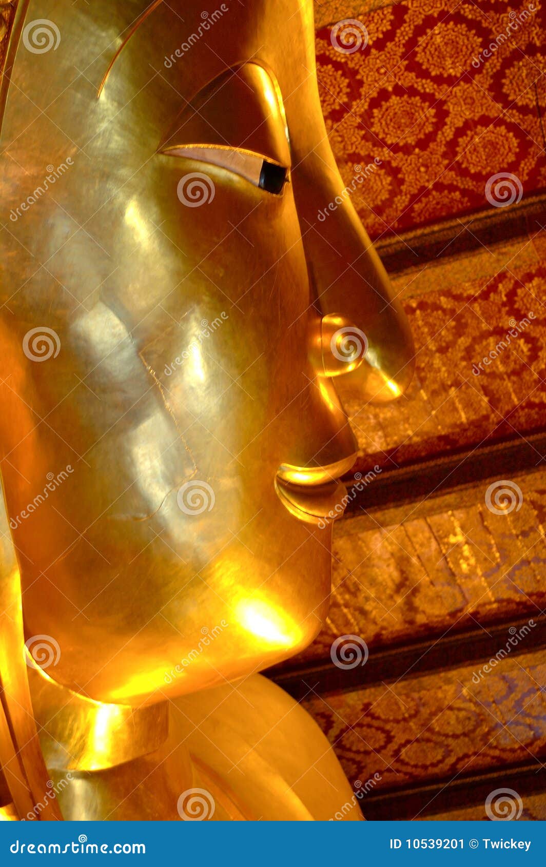 Golden Buddah stock image. Image of meditation, background - 10539201