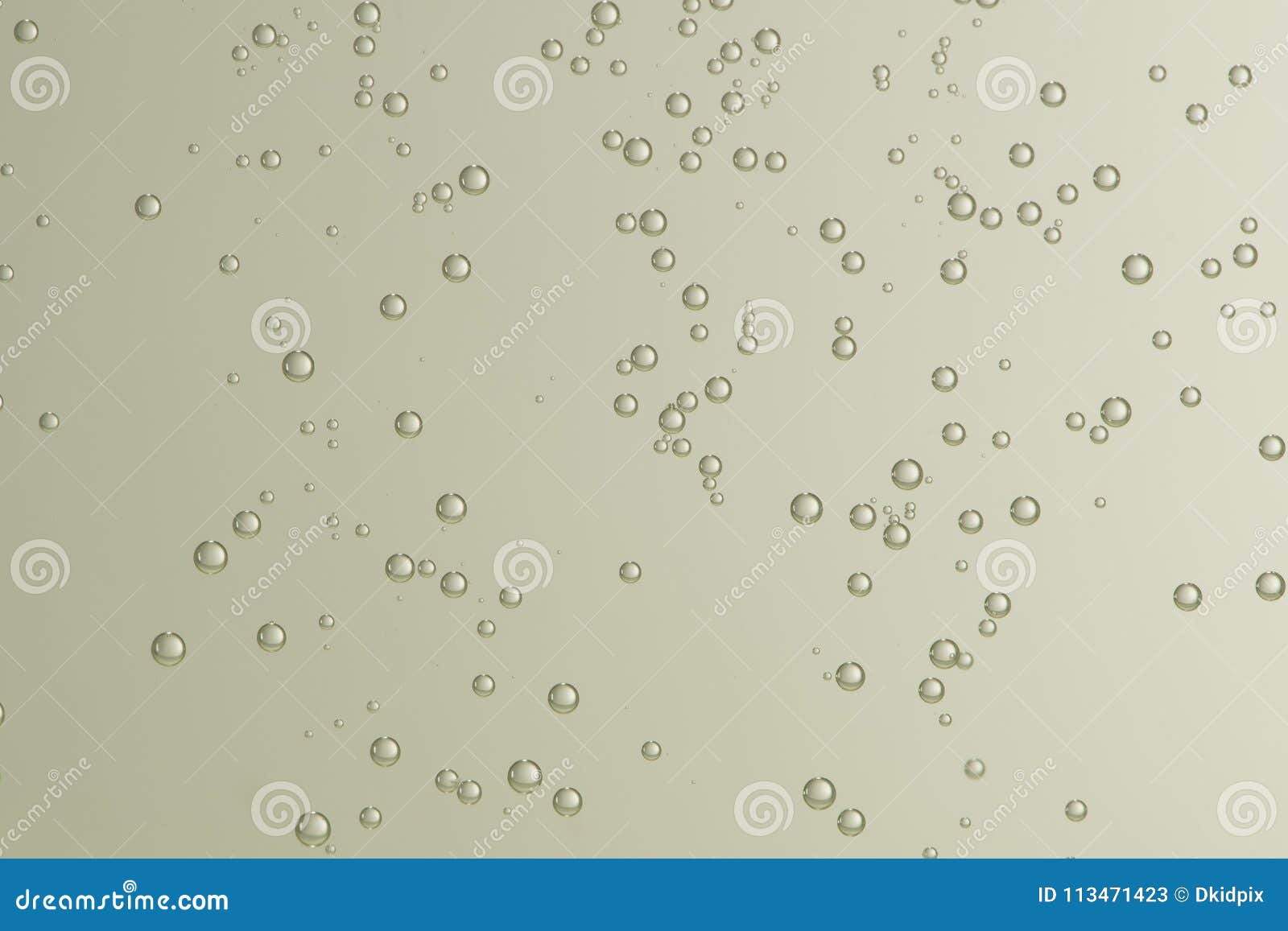 Golden champagne bubbles stock image. Image of blur - 113471423