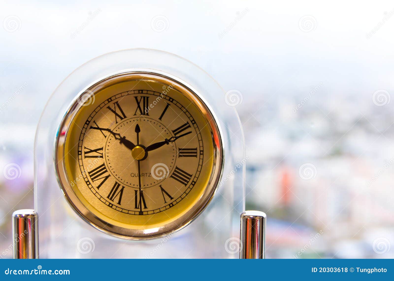Golden clock stock photo. Image of golden, minute, number - 20303618