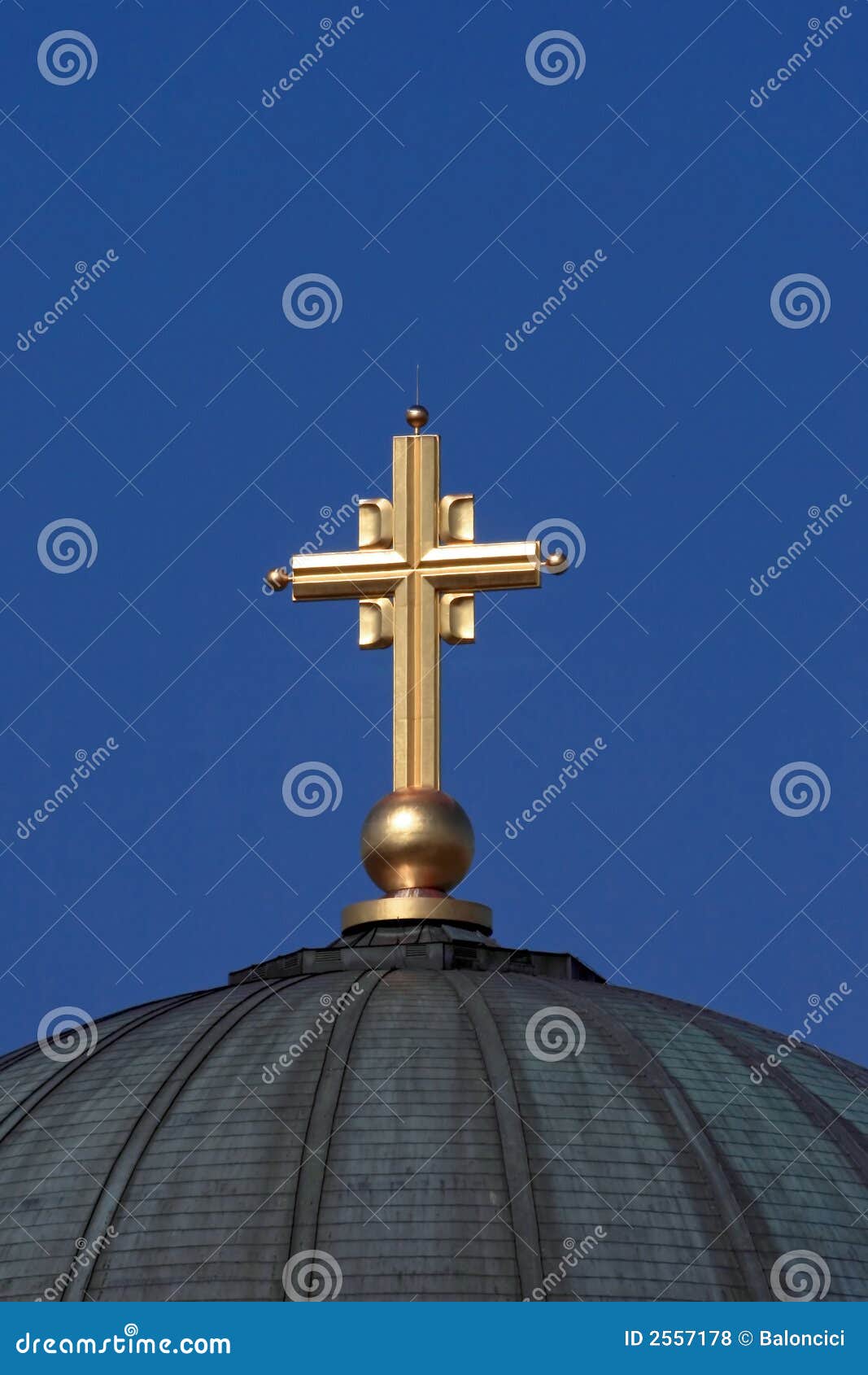 Golden Cross Picture. Image: 2557178
