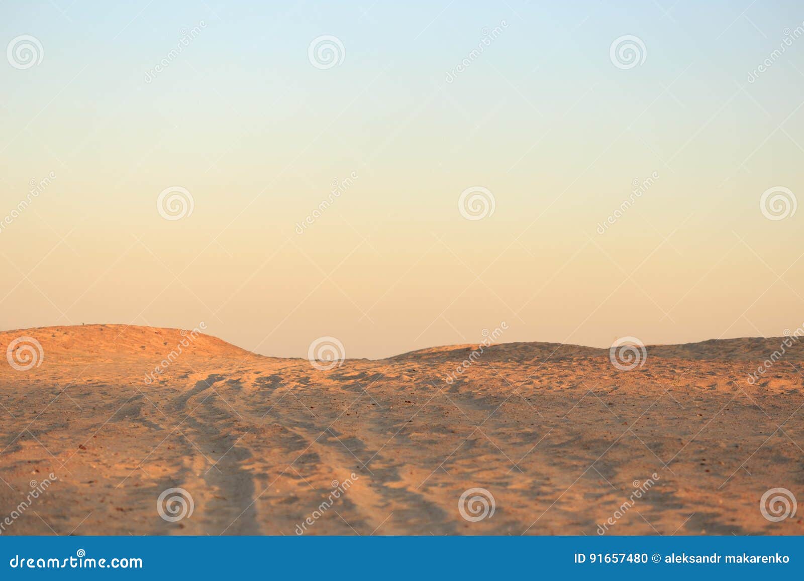 Golden Desert Sand at Sunset. Gradient on the Horizon Stock Photo ...
