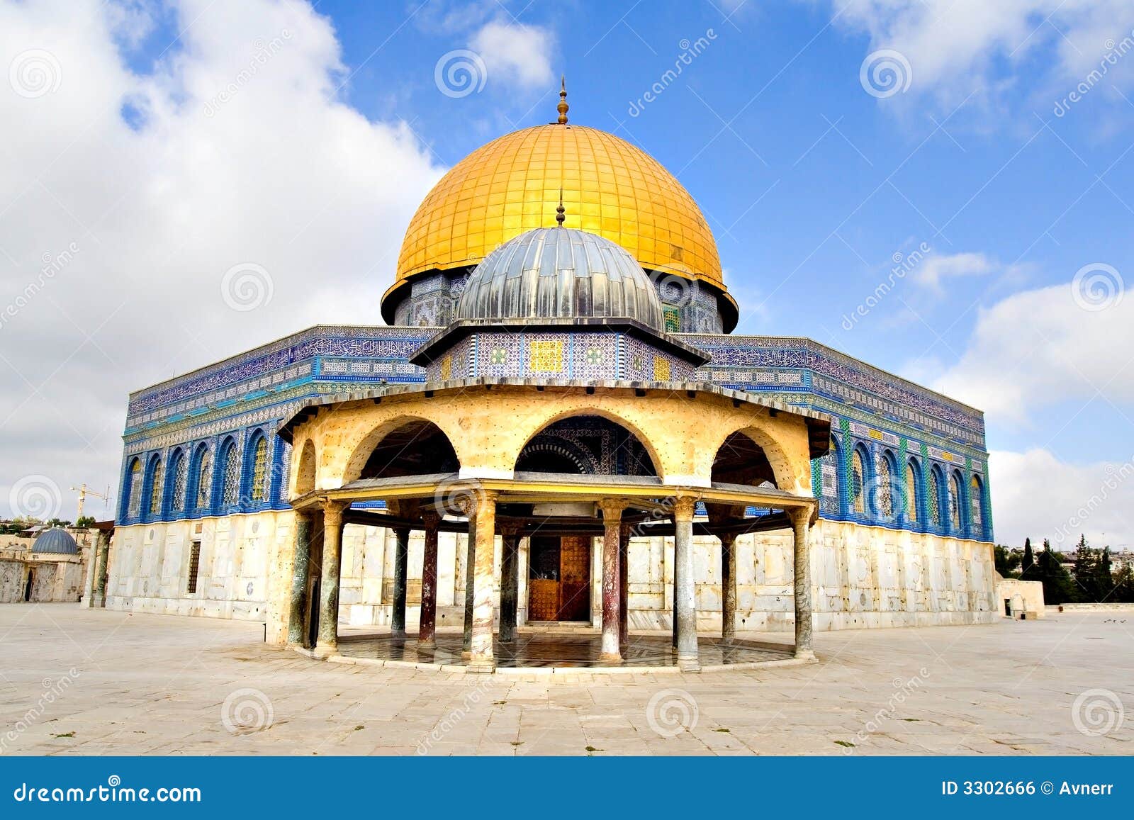 Golden Dome Mosque stock photo. Image of jewish, cupola - 3302666