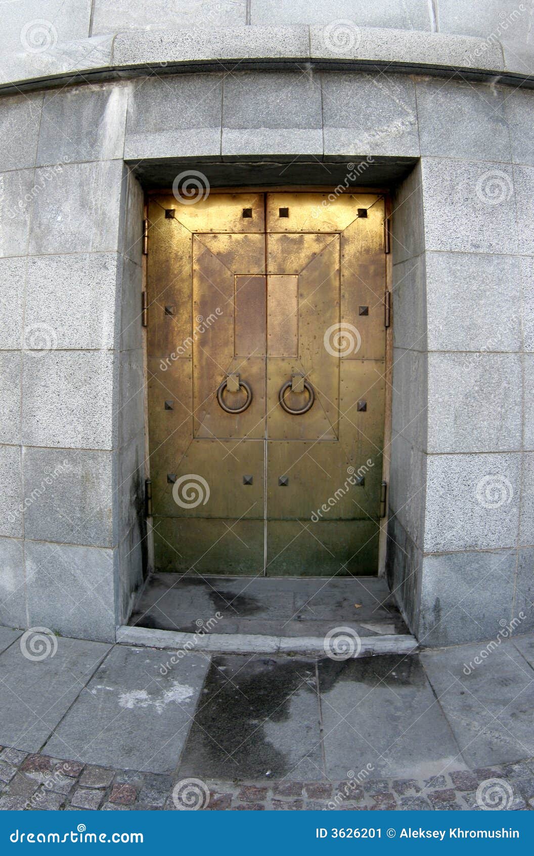 Golden door stock image. Image of dirt, angle, gates, russia - 3626201