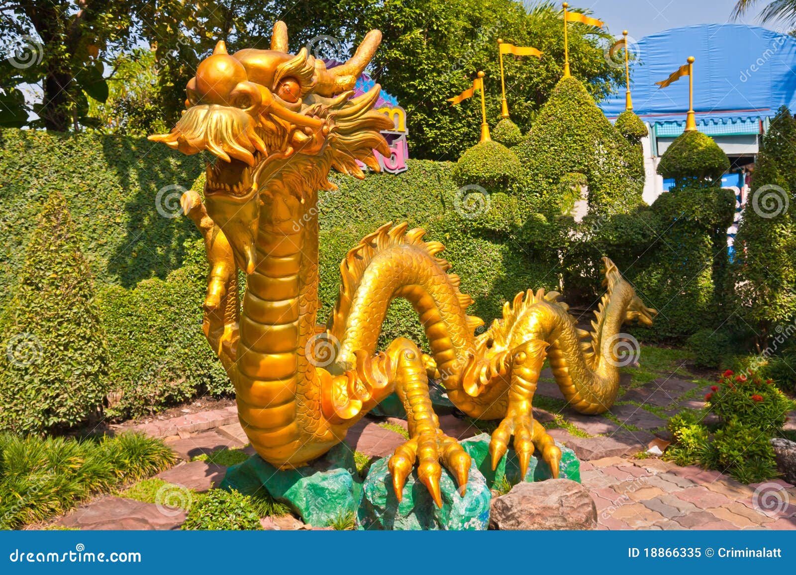 Golden Dragon in park H stock image. Image of decorative - 18866335