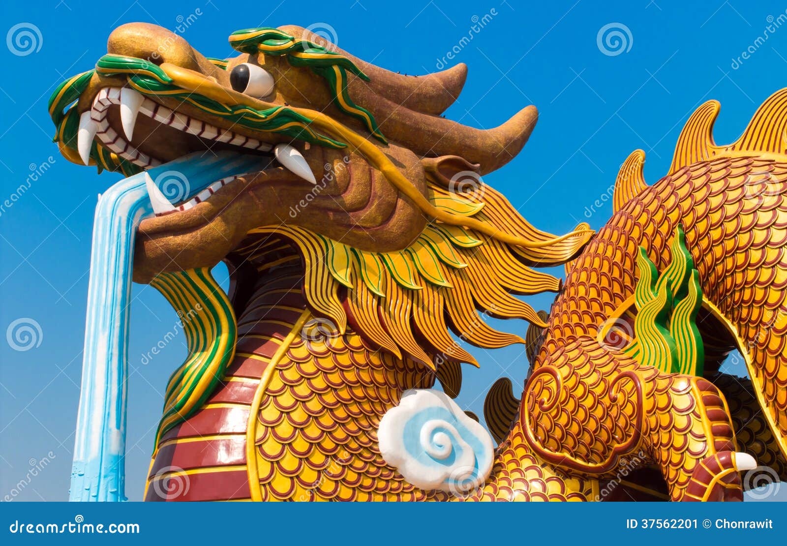 Golden Dragon statue stock image. Image of tourism, building - 37562201