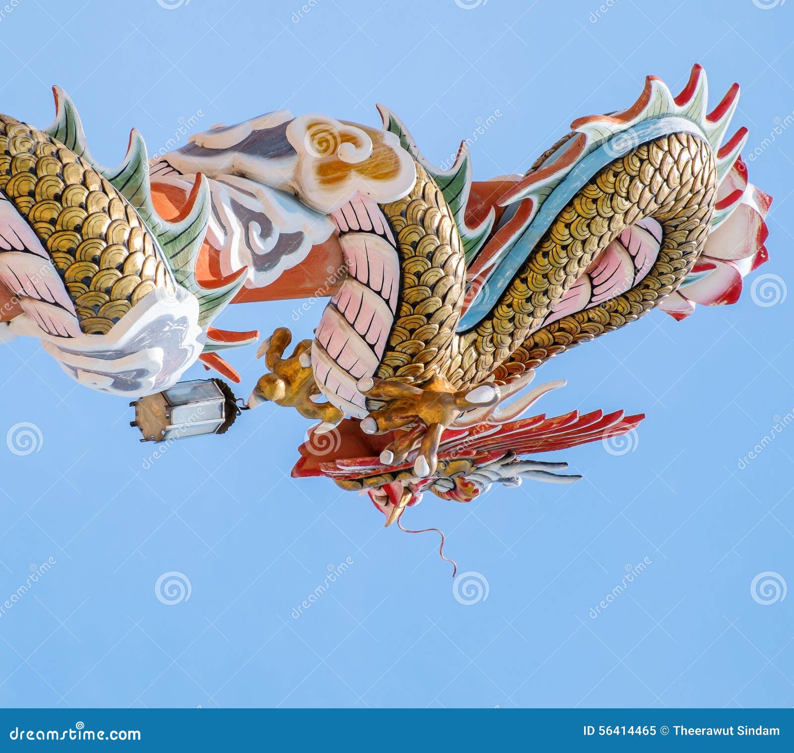 Golden Dragon Wrap Wood Pillar Stock Image - Image of gold, oriental ...