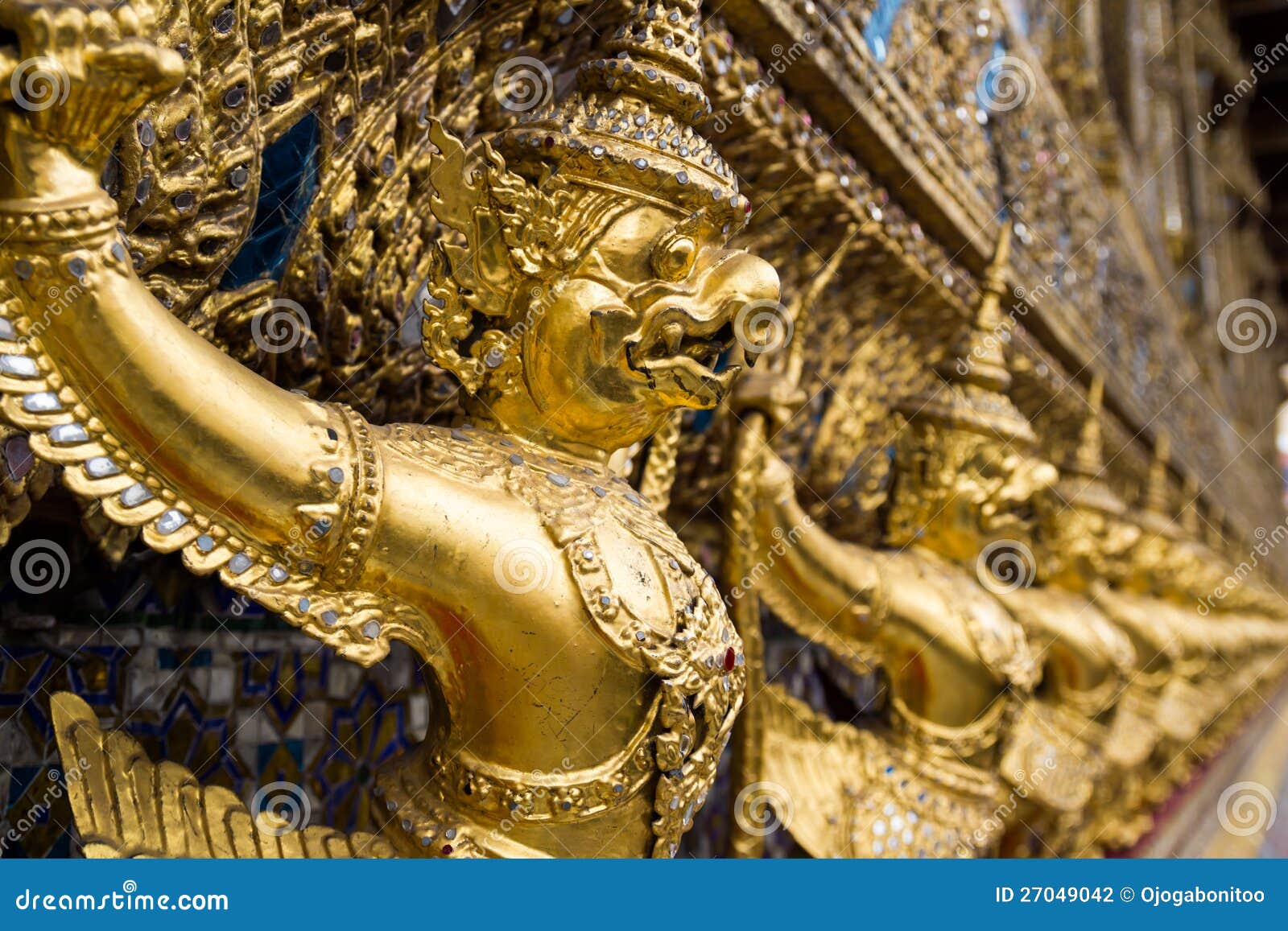 Golden Garuda Statue of Wat Phra Kaew Stock Photo - Image of bird ...